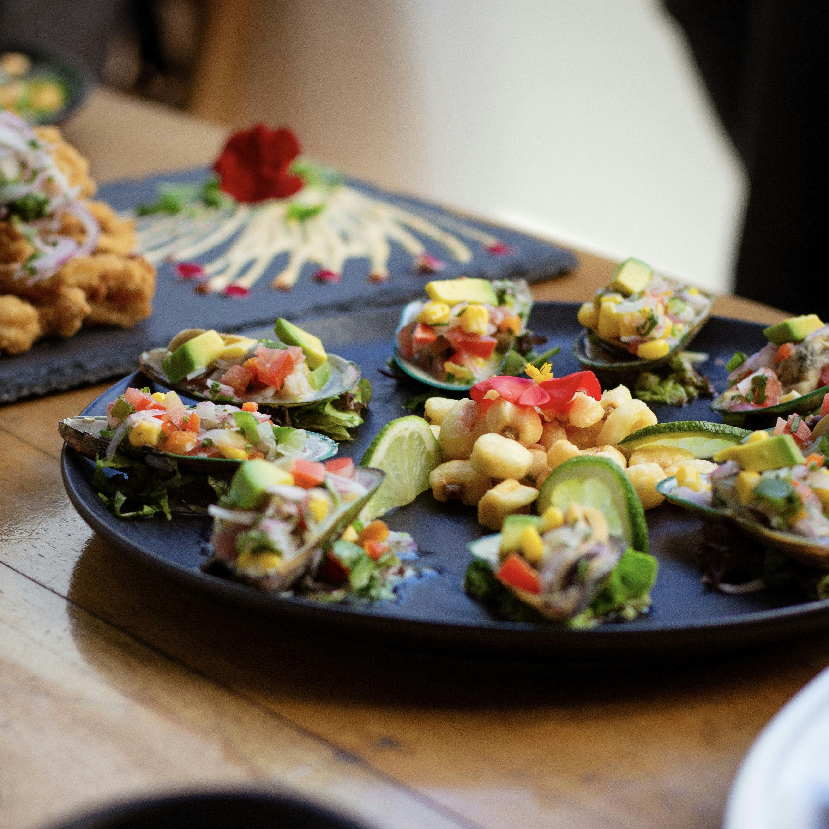 A plate of food on a wooden table photo – Free Food Image on Unsplash
