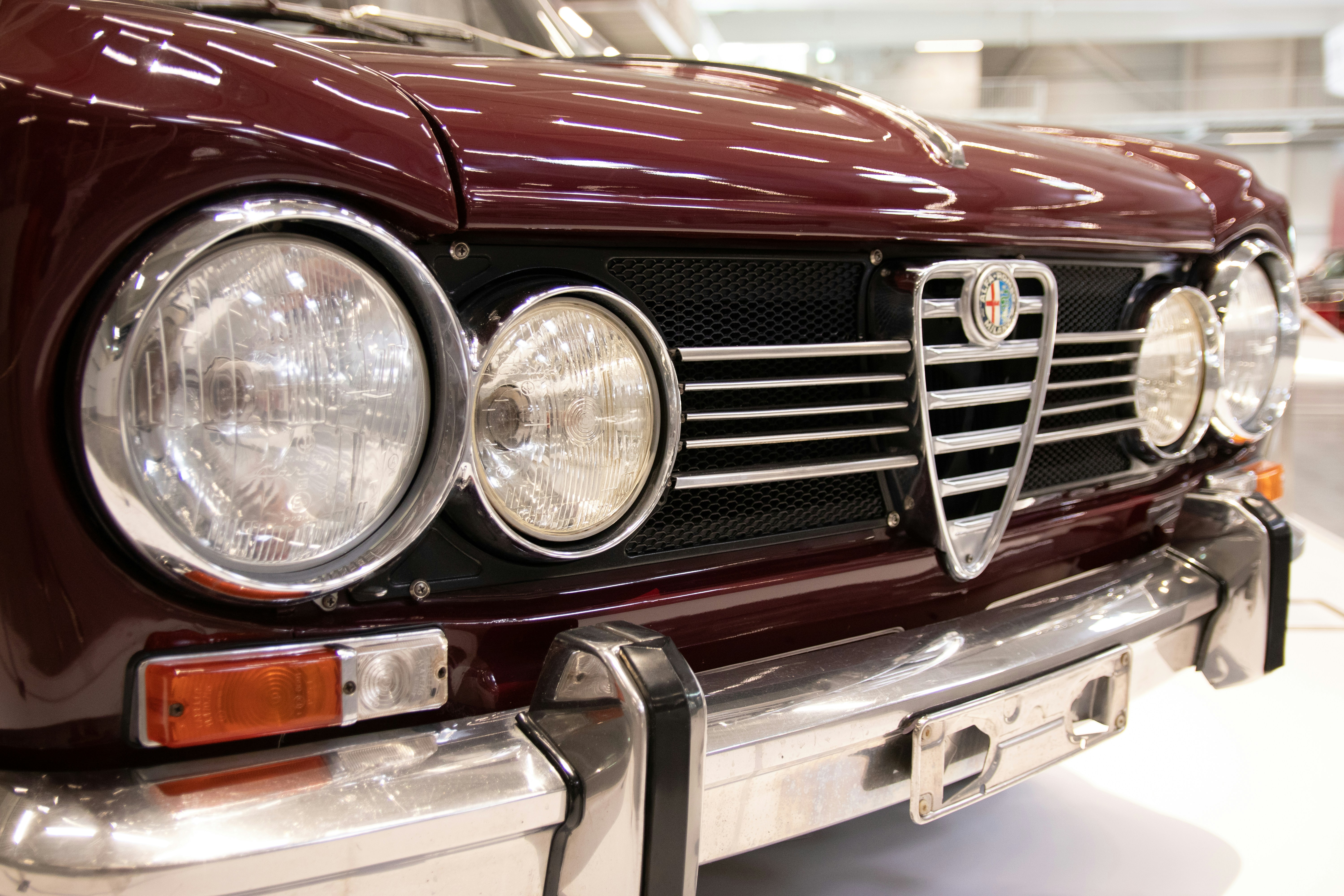 Un gros plan de l’avant d’une voiture classique photo – Photo Musée ...