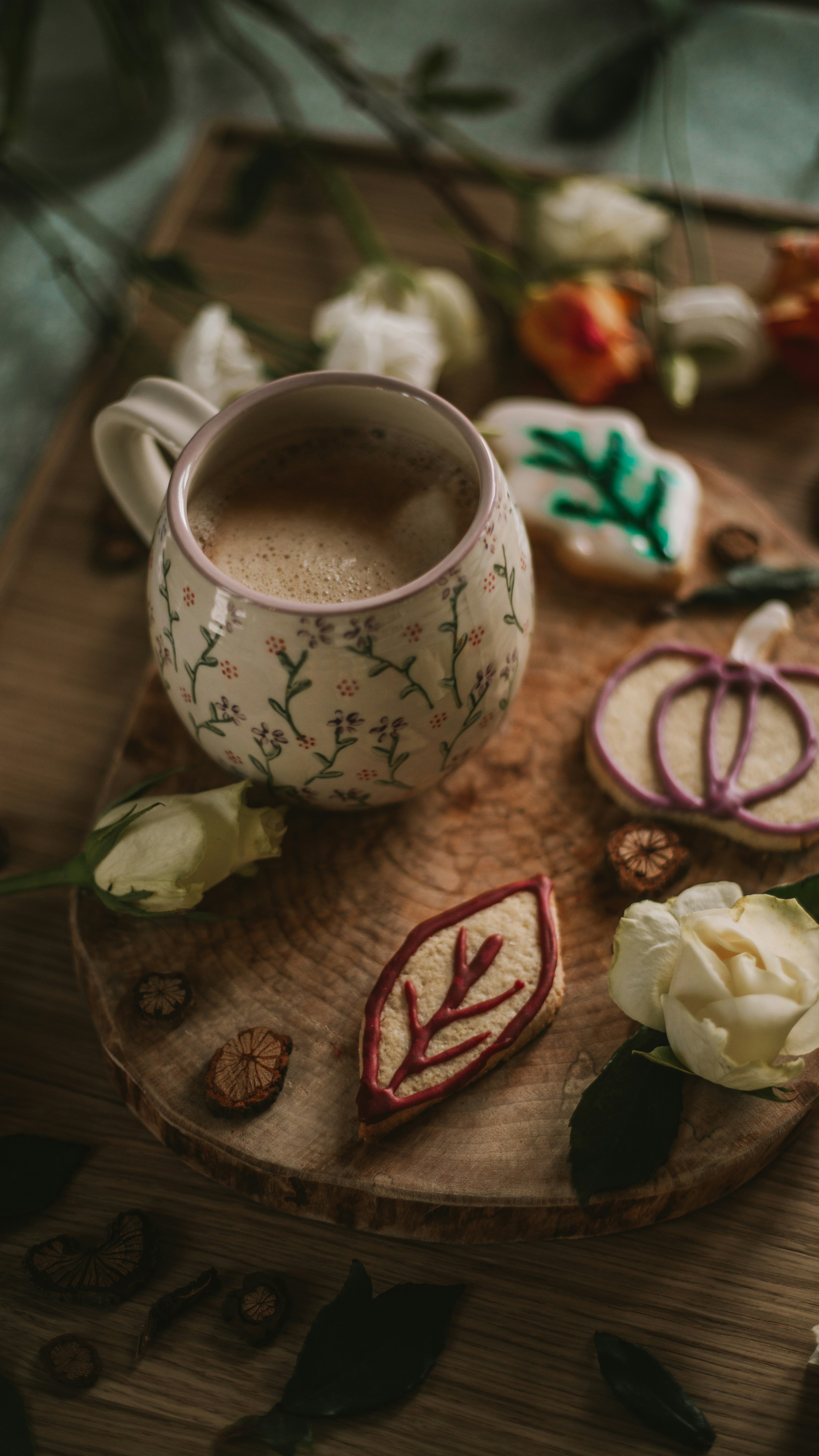 Floral Teacup on a Wooden Stage: Quiet Warmth with Dried Garnishes
