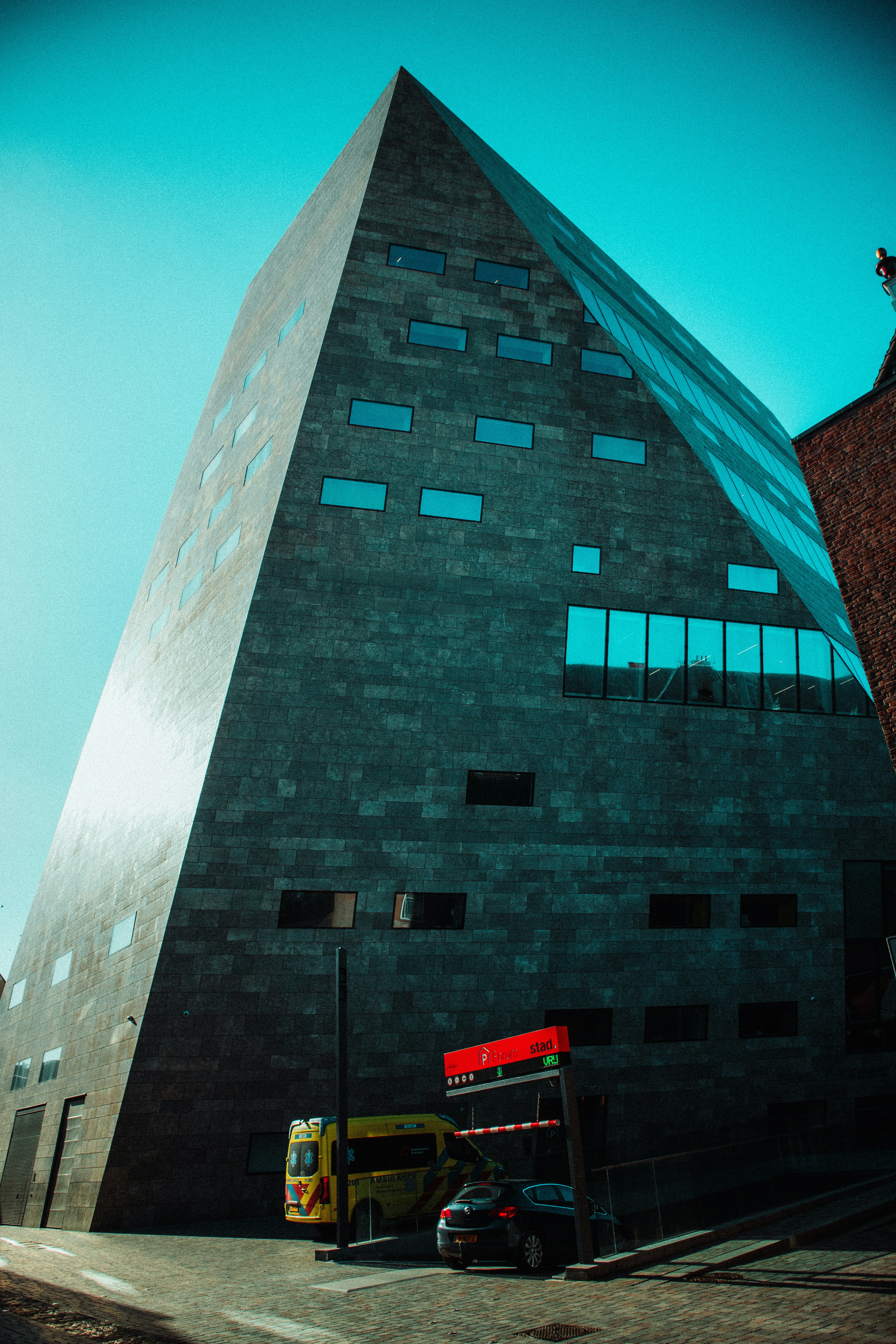 Azure Facade: A Geometric Tower Reaches for the Sky