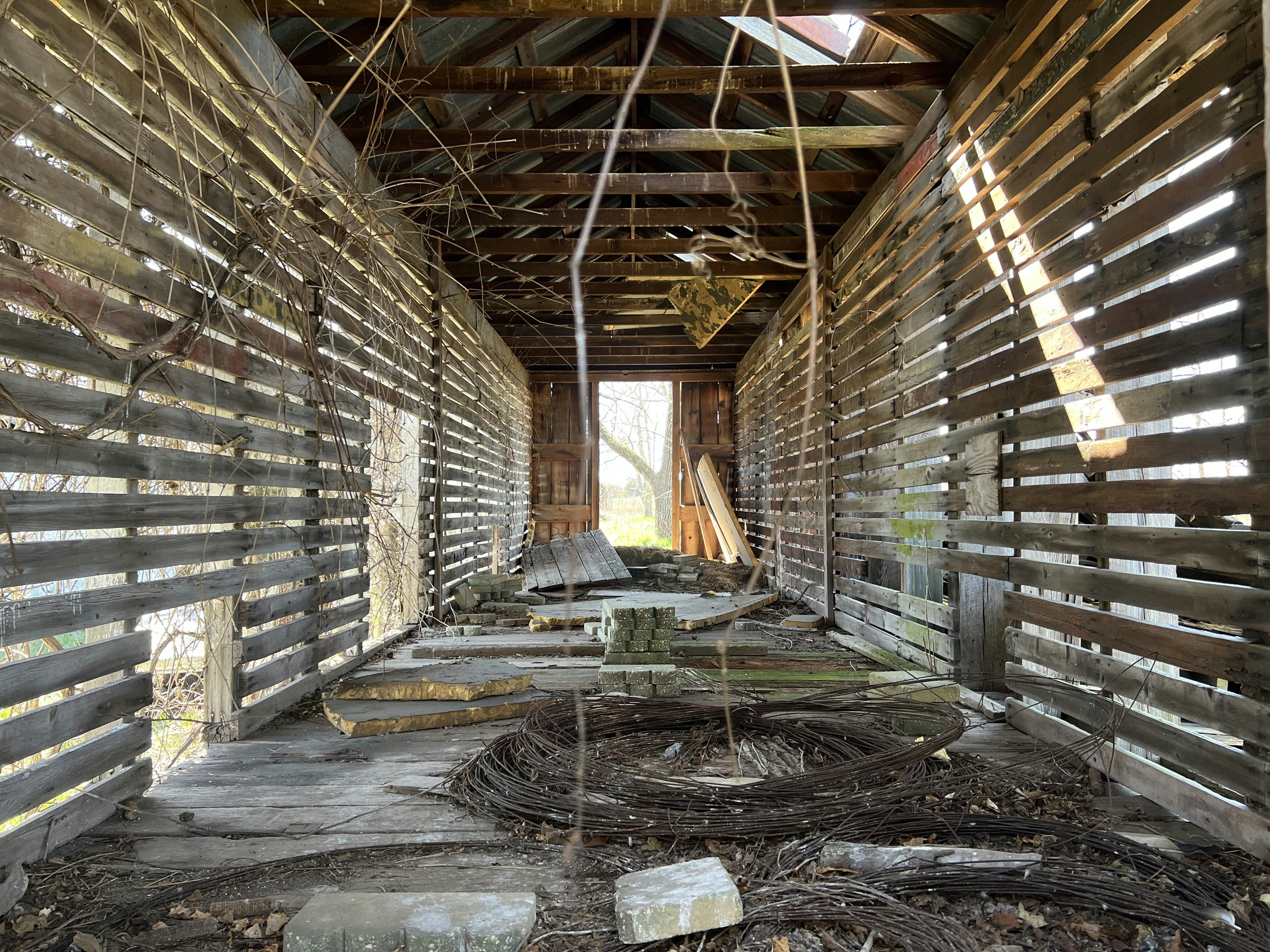 45,628+ Urban Exploration Pictures | Download Free Images on Unsplash