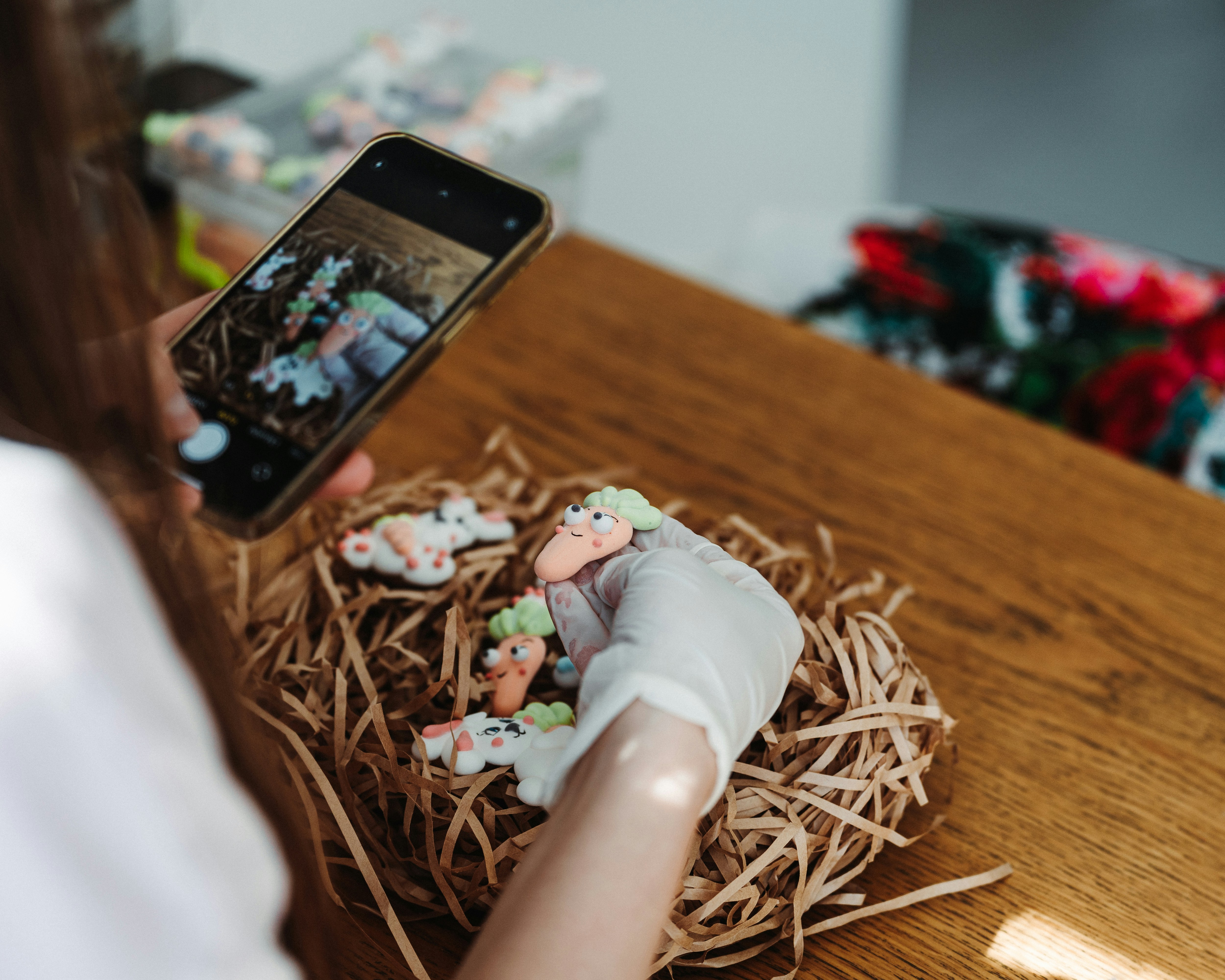 Tiny Crafts in a Straw Nest: A Delicate Tabletop Photo Moment
