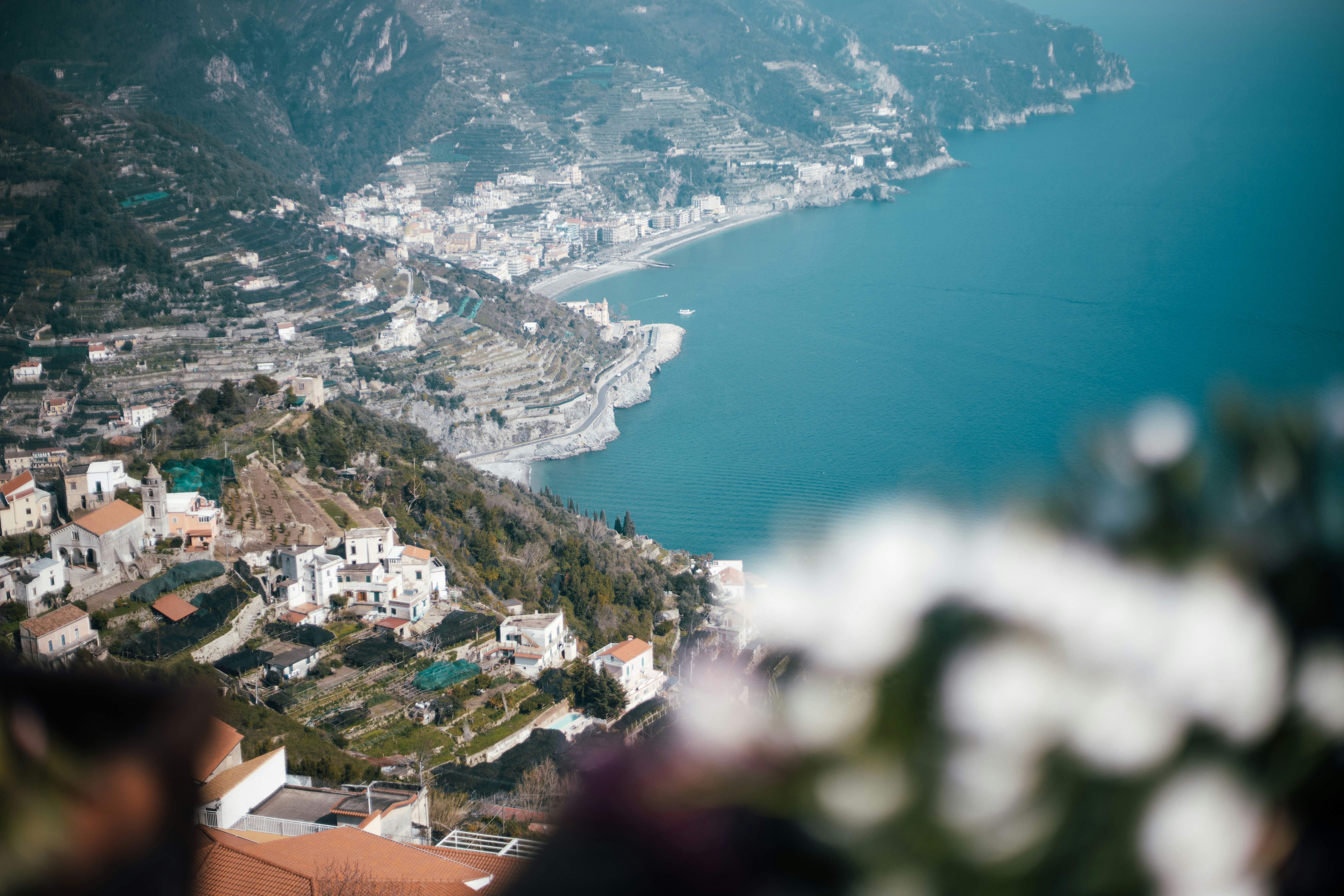 A view of a town and a body of water photo – Free Ravello Image on Unsplash