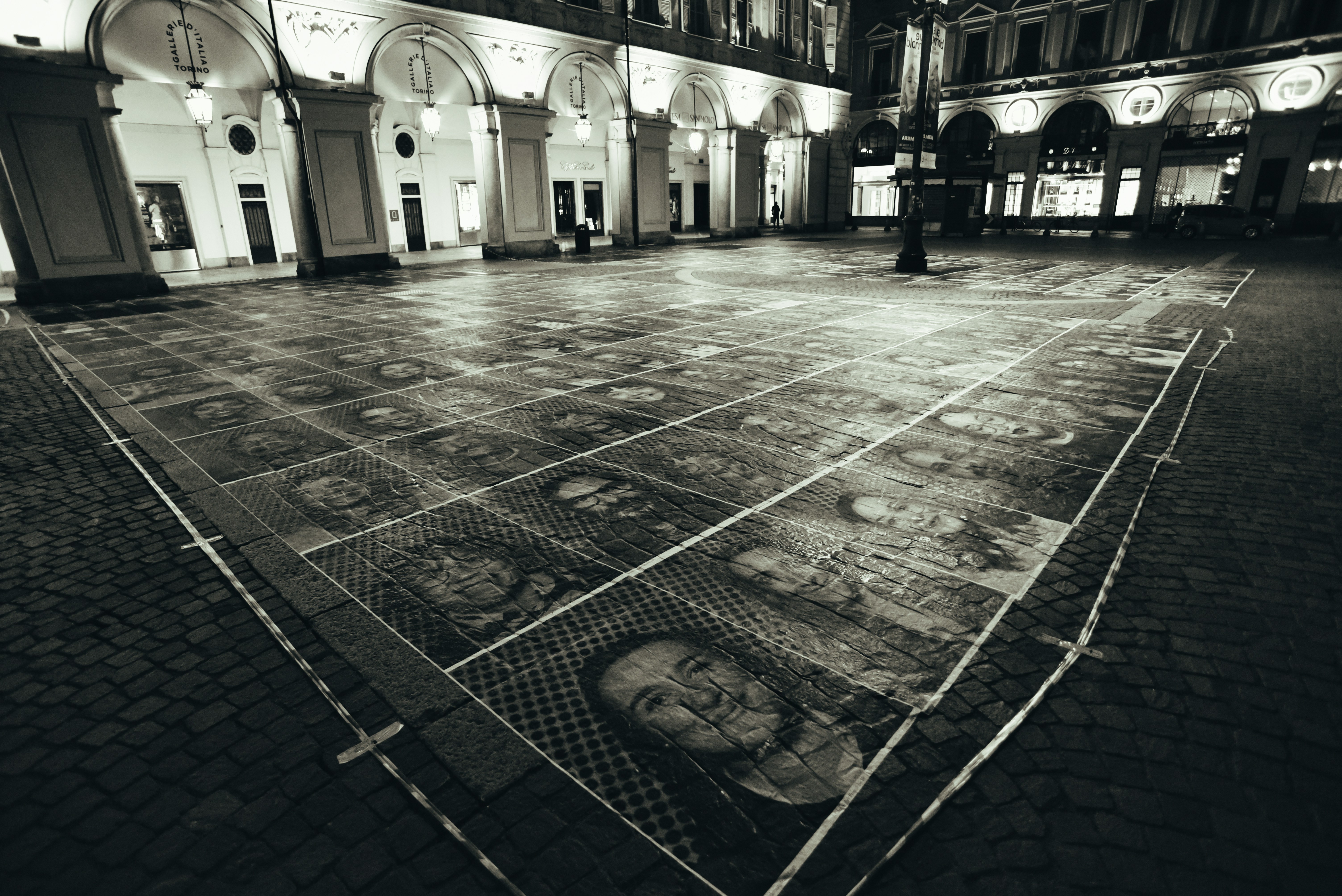 Jr in Turin: the French photographer's exhibition arrives at the Gallerie d'Italia