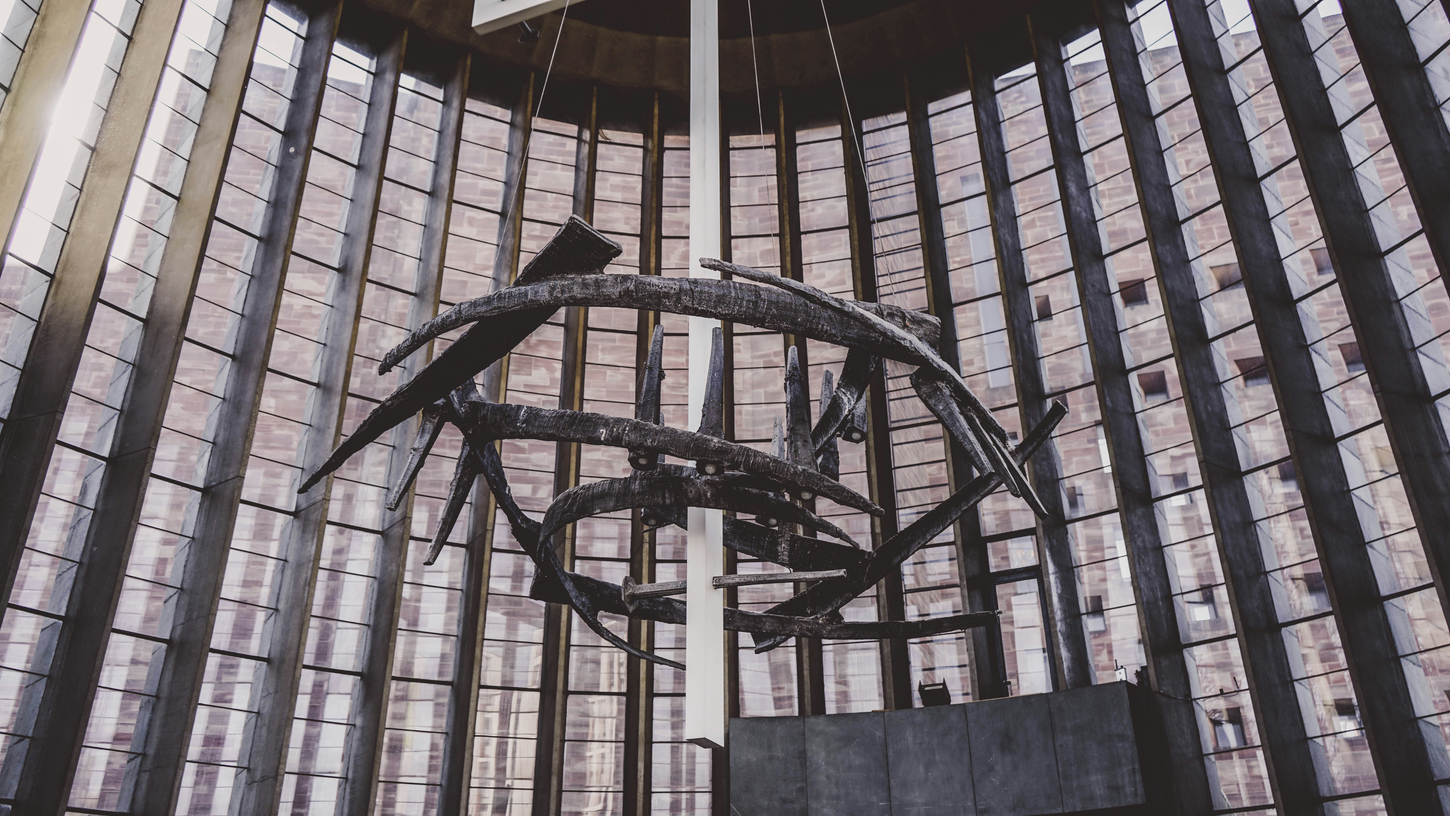 Industrial Elegance in Circular Design