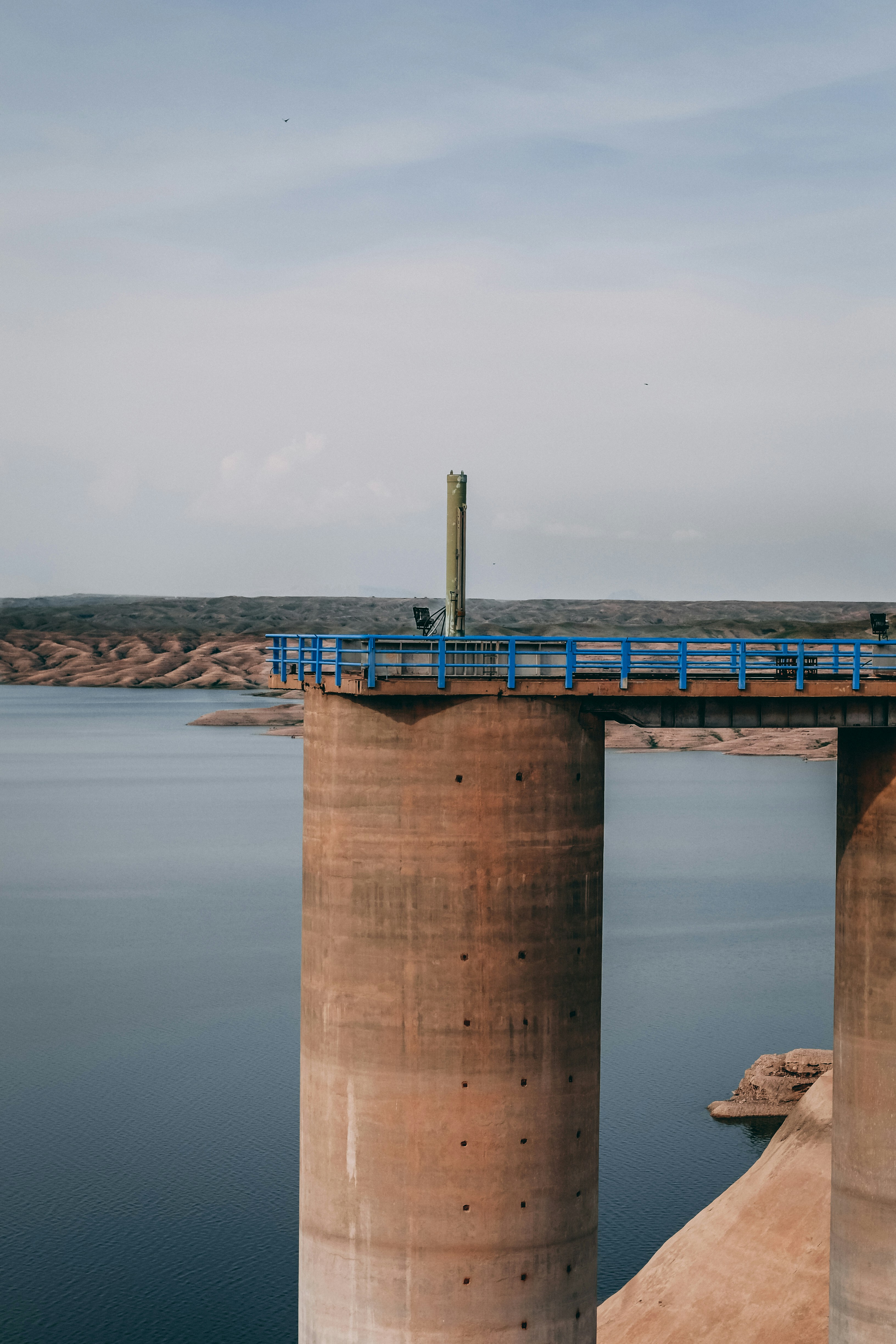 Pleasant blue water and blue sky