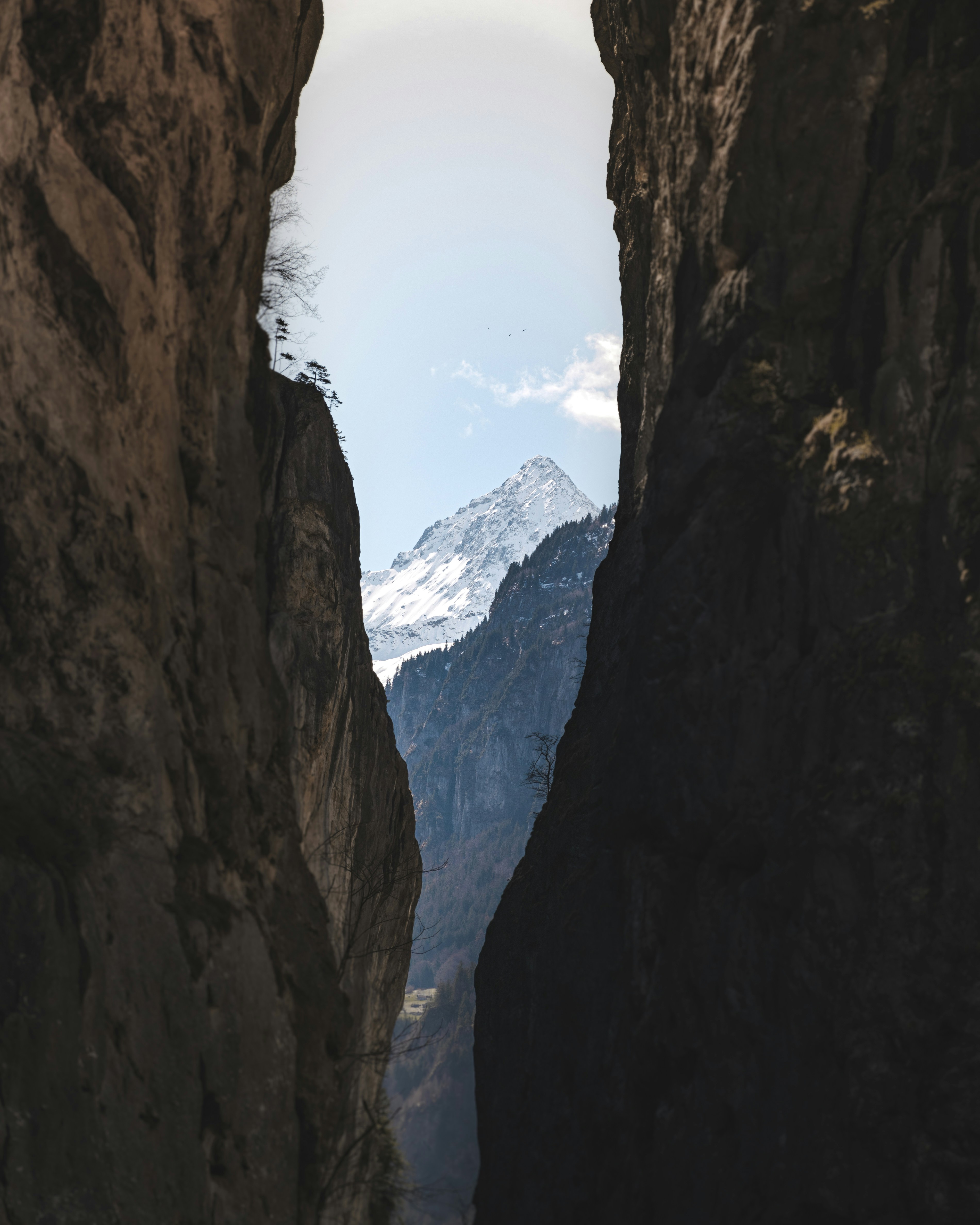 A view of a mountain through a narrow canyon photo – Free Aareschlucht ...