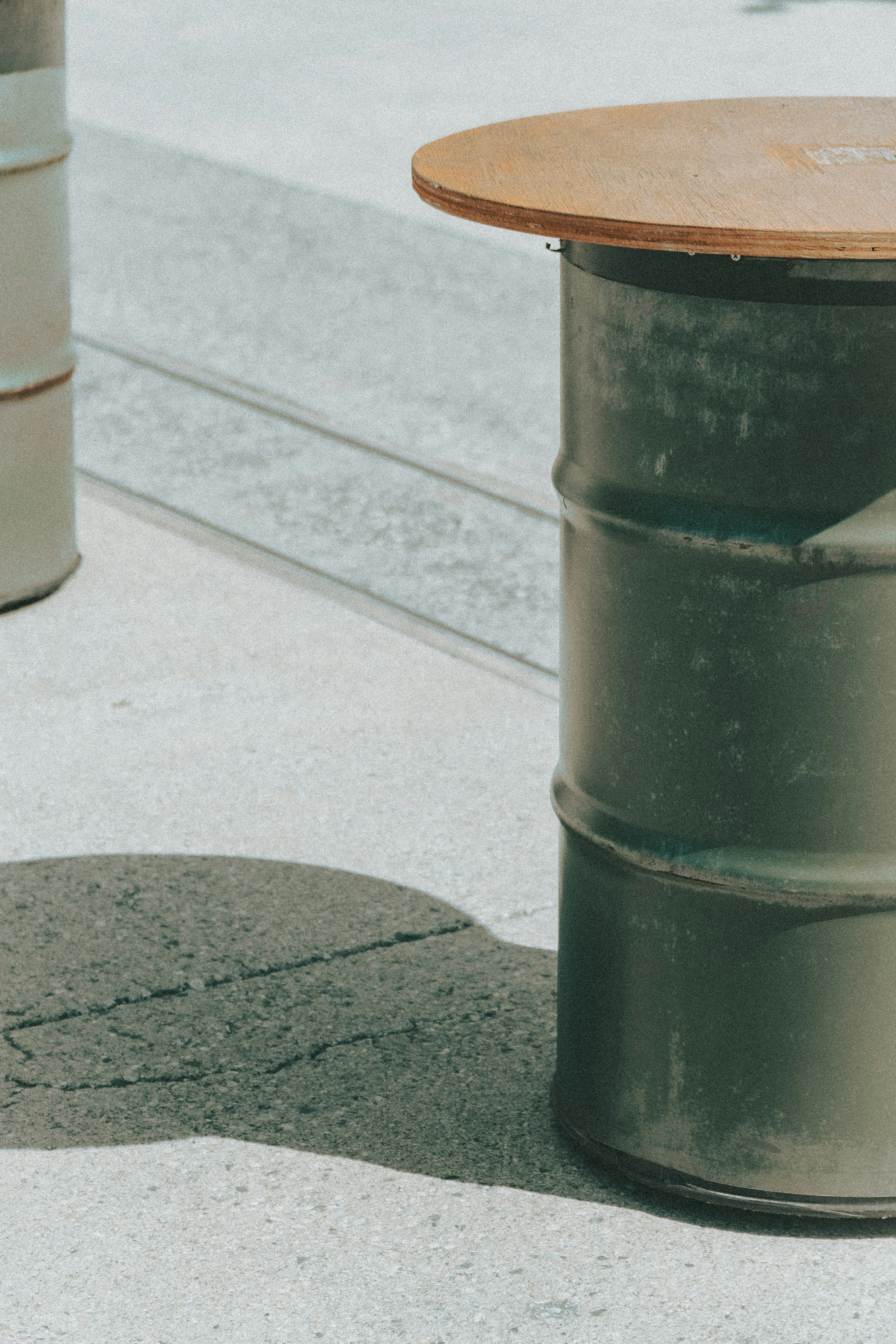Drum Table. (This photo is Retro style)
