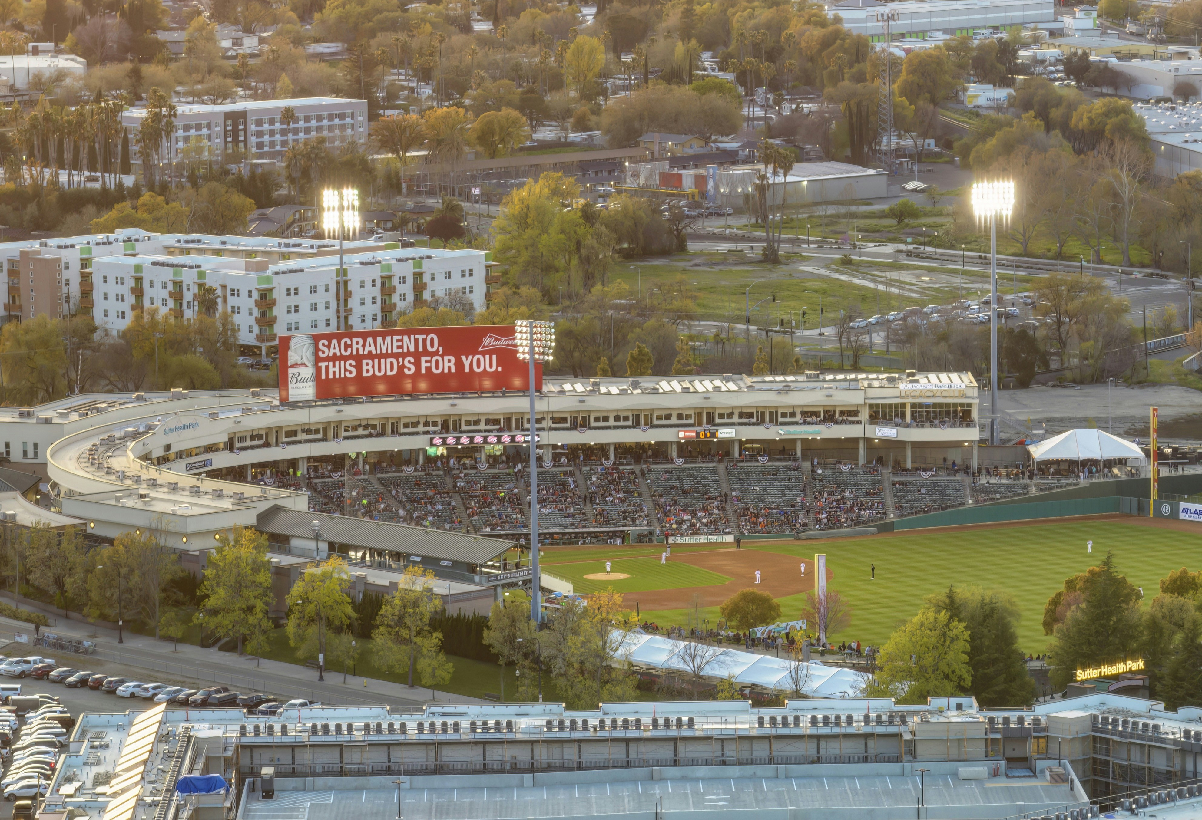 An aerial view of a baseball stadium and field photo – Free City Image ...