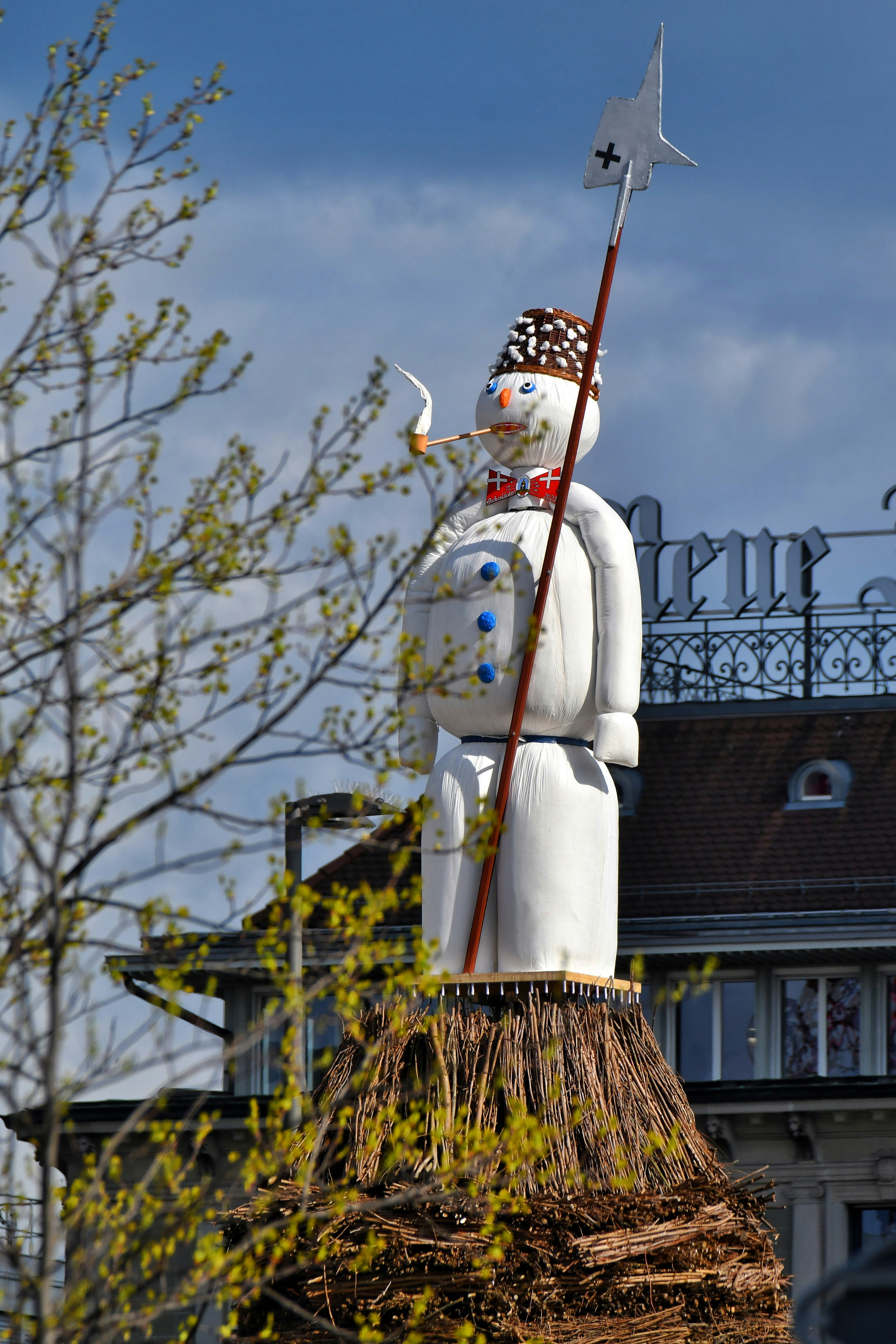 Snowman Knight on a Straw Castle