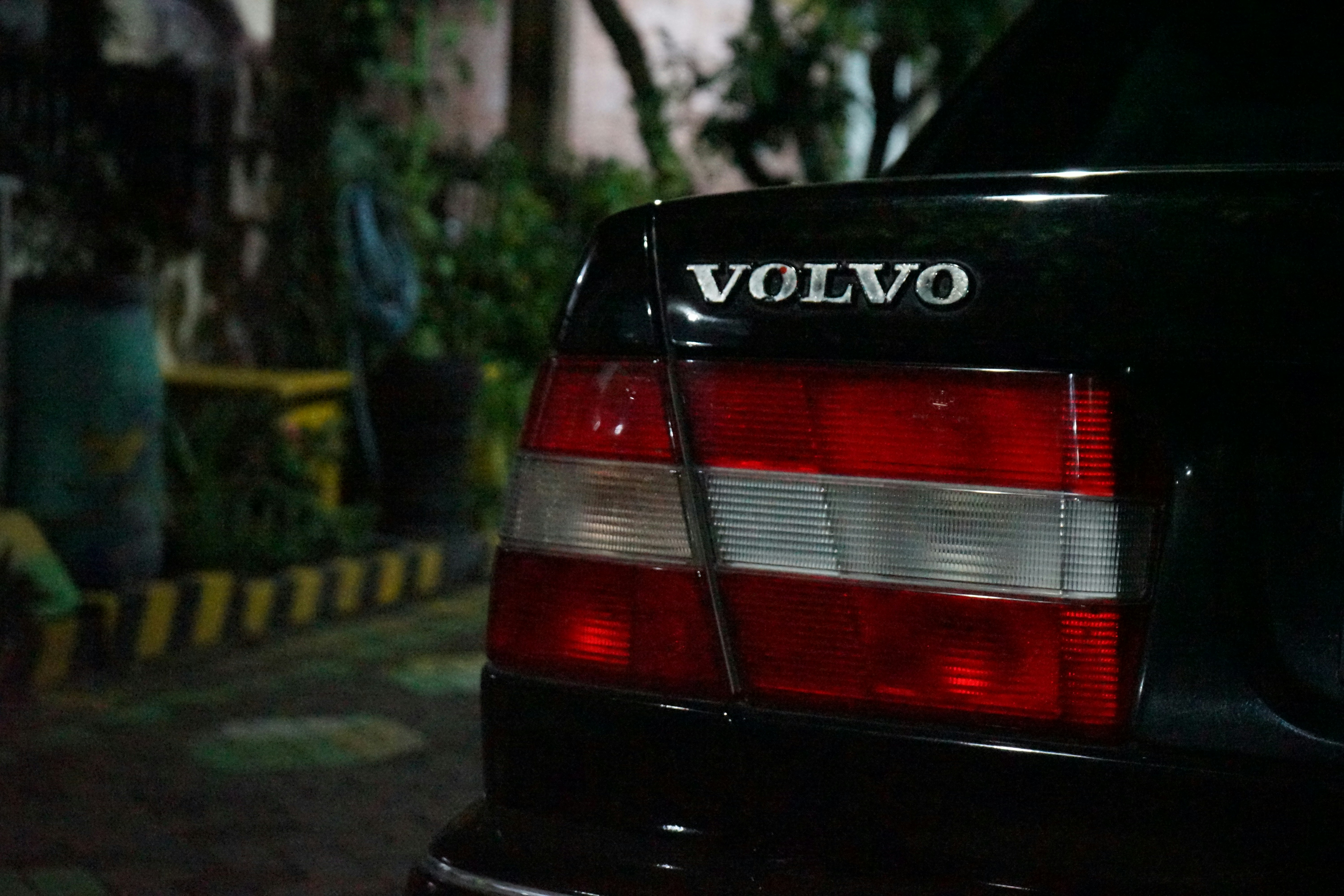 Volvo Nighttail: Emblem in the Quiet Neon
