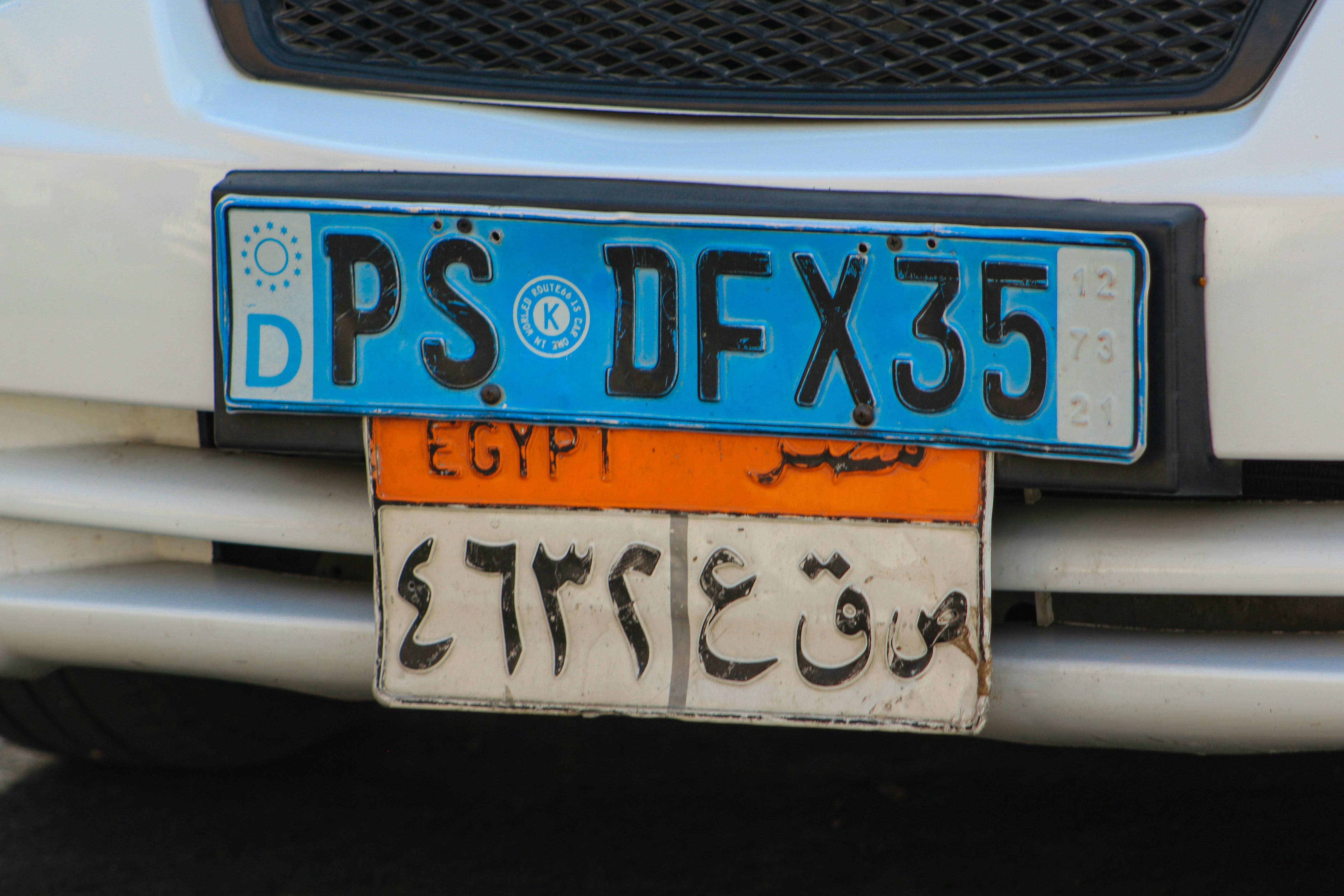 A close up of a license plate on a car photo – Free Car Image on Unsplash