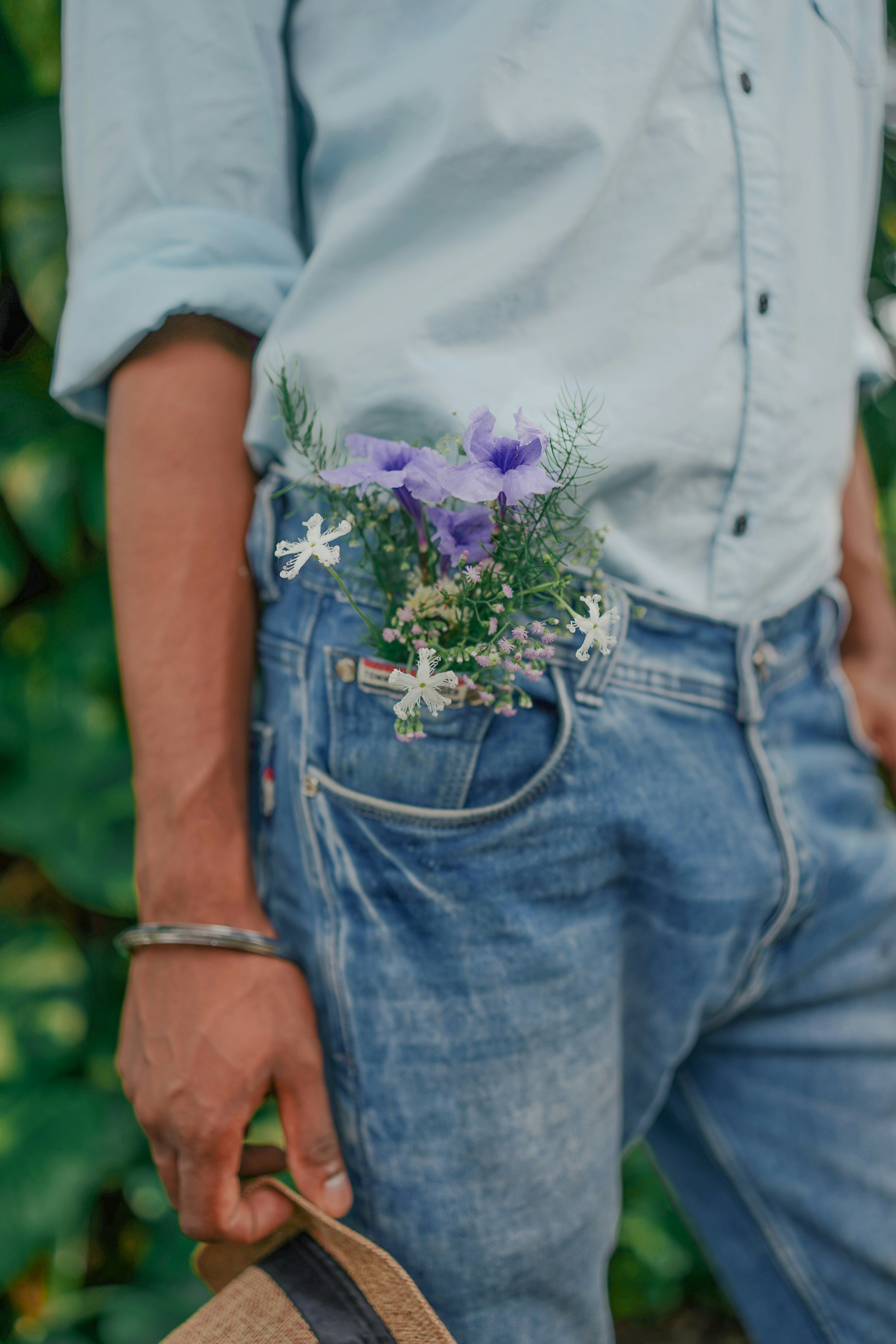 Denim Pocket Bloom: A Quiet Bouquet in Everyday Wear