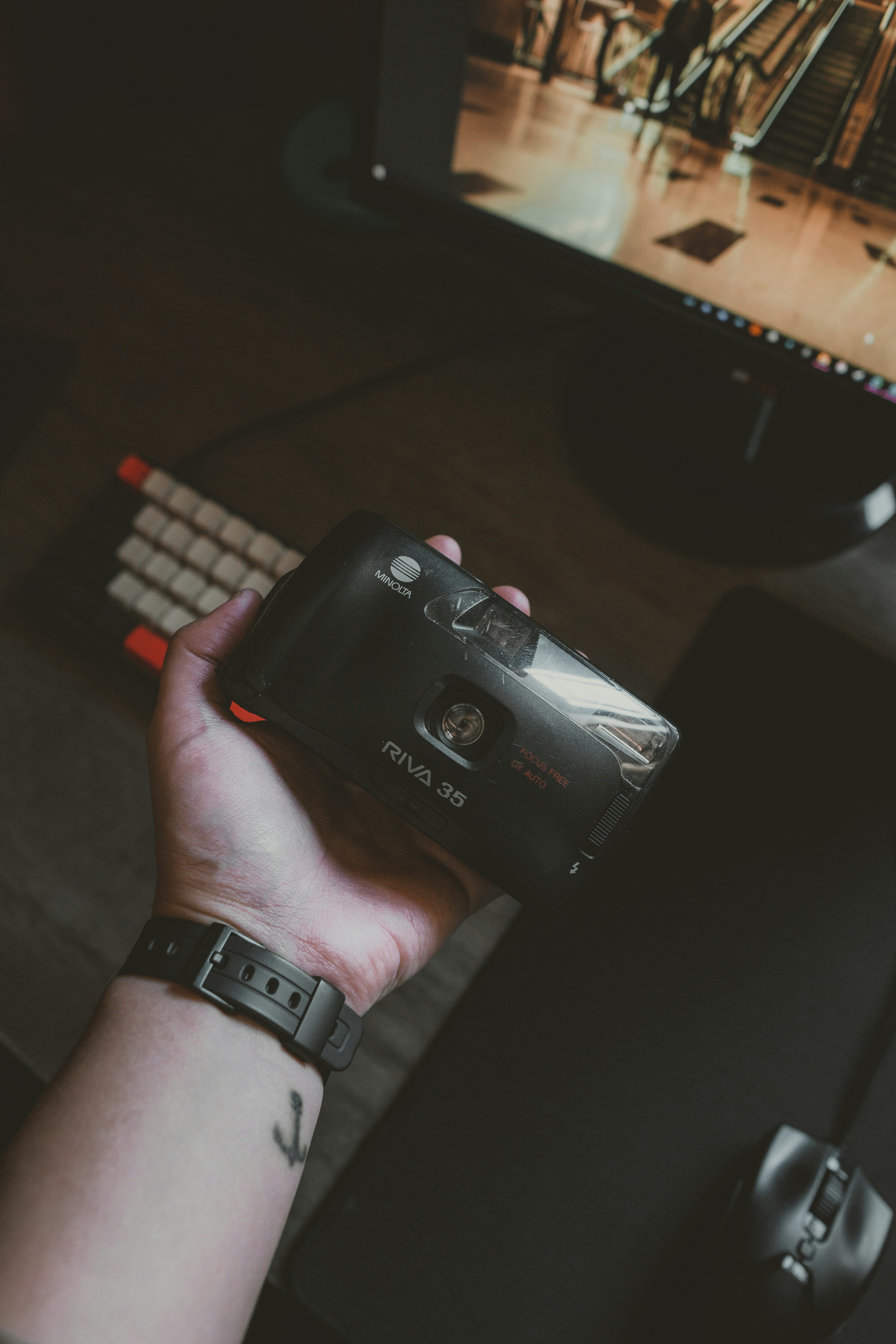 Riveting Retro: Holding a Compact Riva 35 in a Workspace