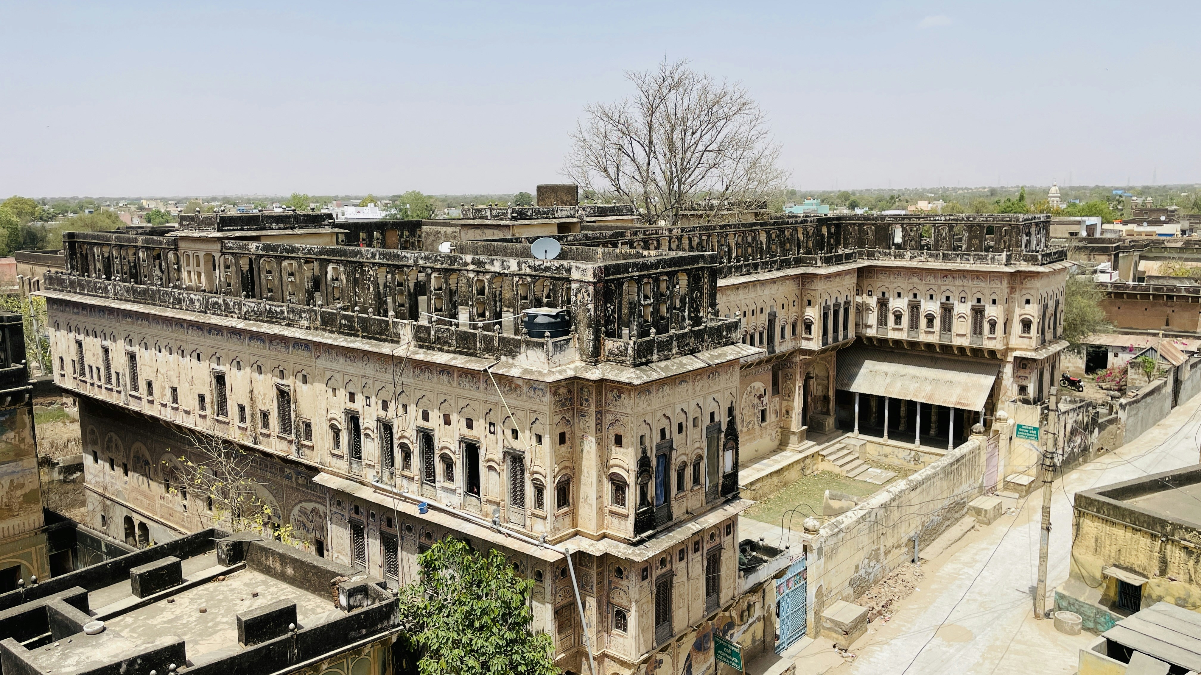 Architectural Heritage of Mandawa: Aerial Perspective