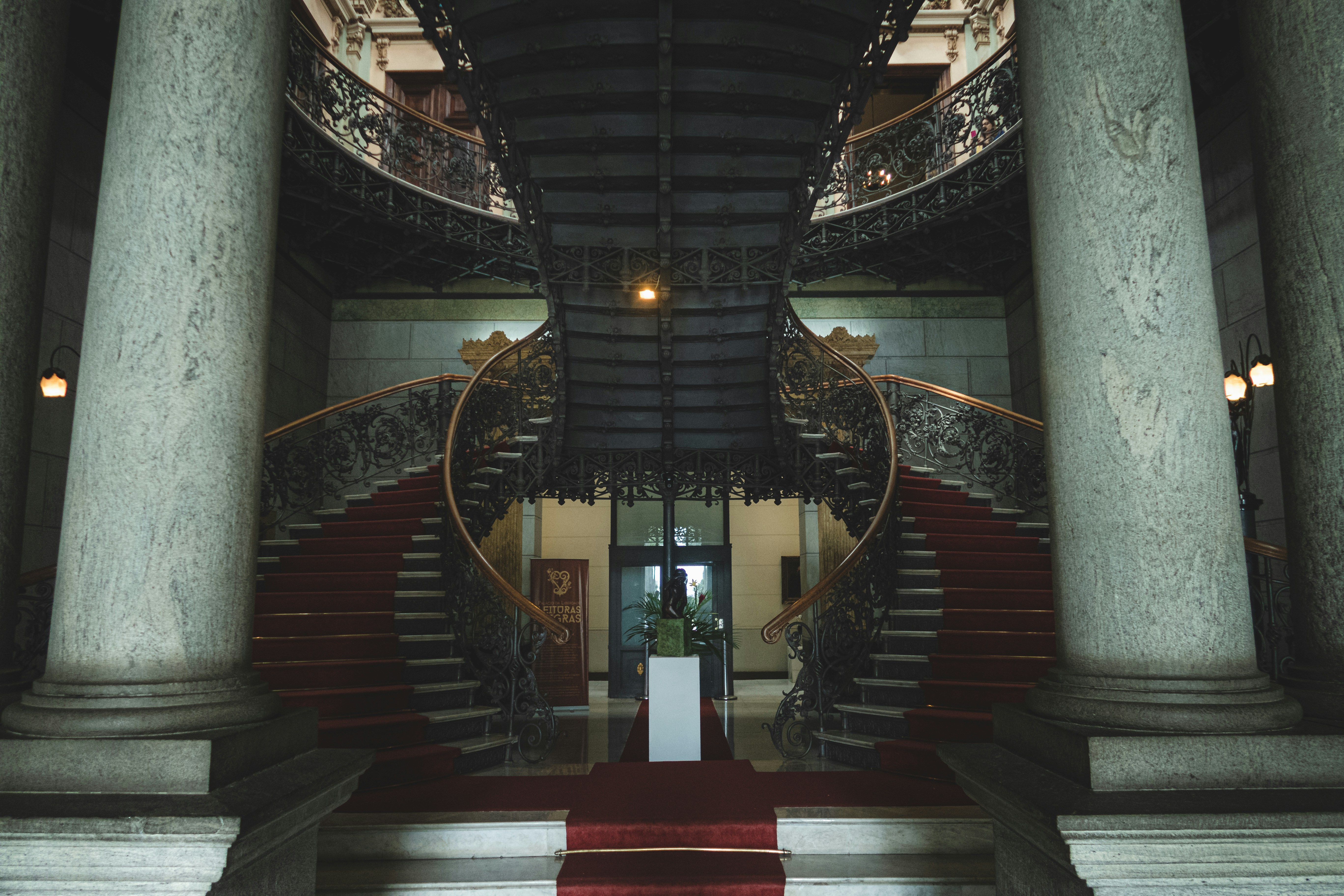 A very large building with a very long staircase photo – Free Belo ...
