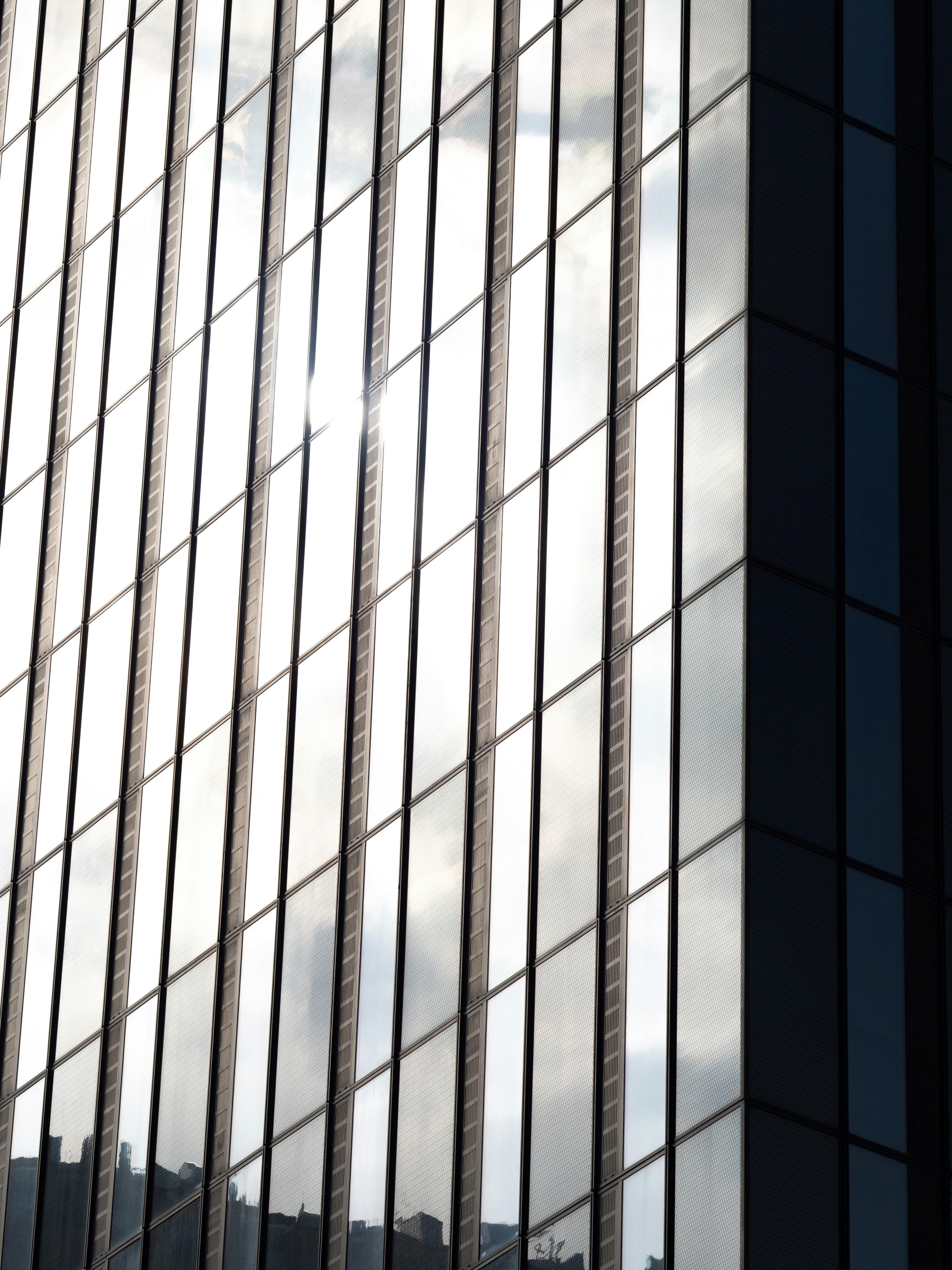 A very tall building with a lot of windows photo – Free Austria Image ...