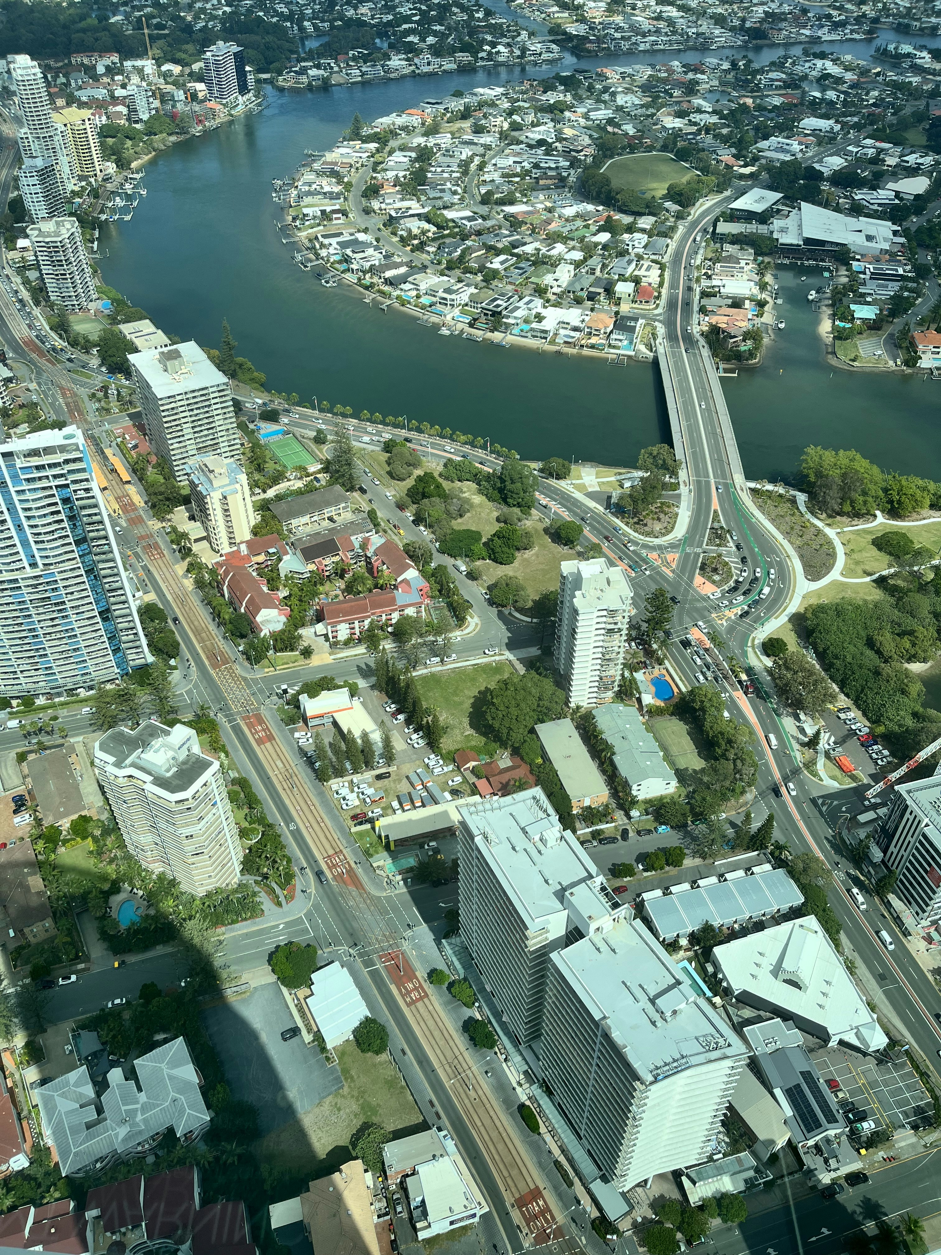 Circular River, Concrete Ribbon: An Aerial Portrait of a City Loop