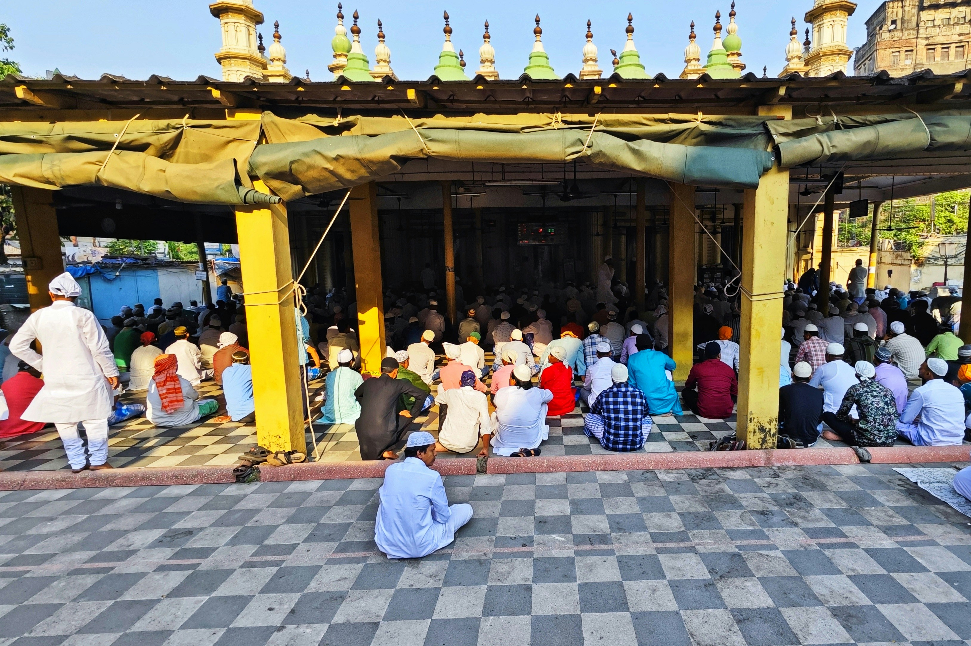 Photo by Dibakar Roy with Xiaomi 13 Pro