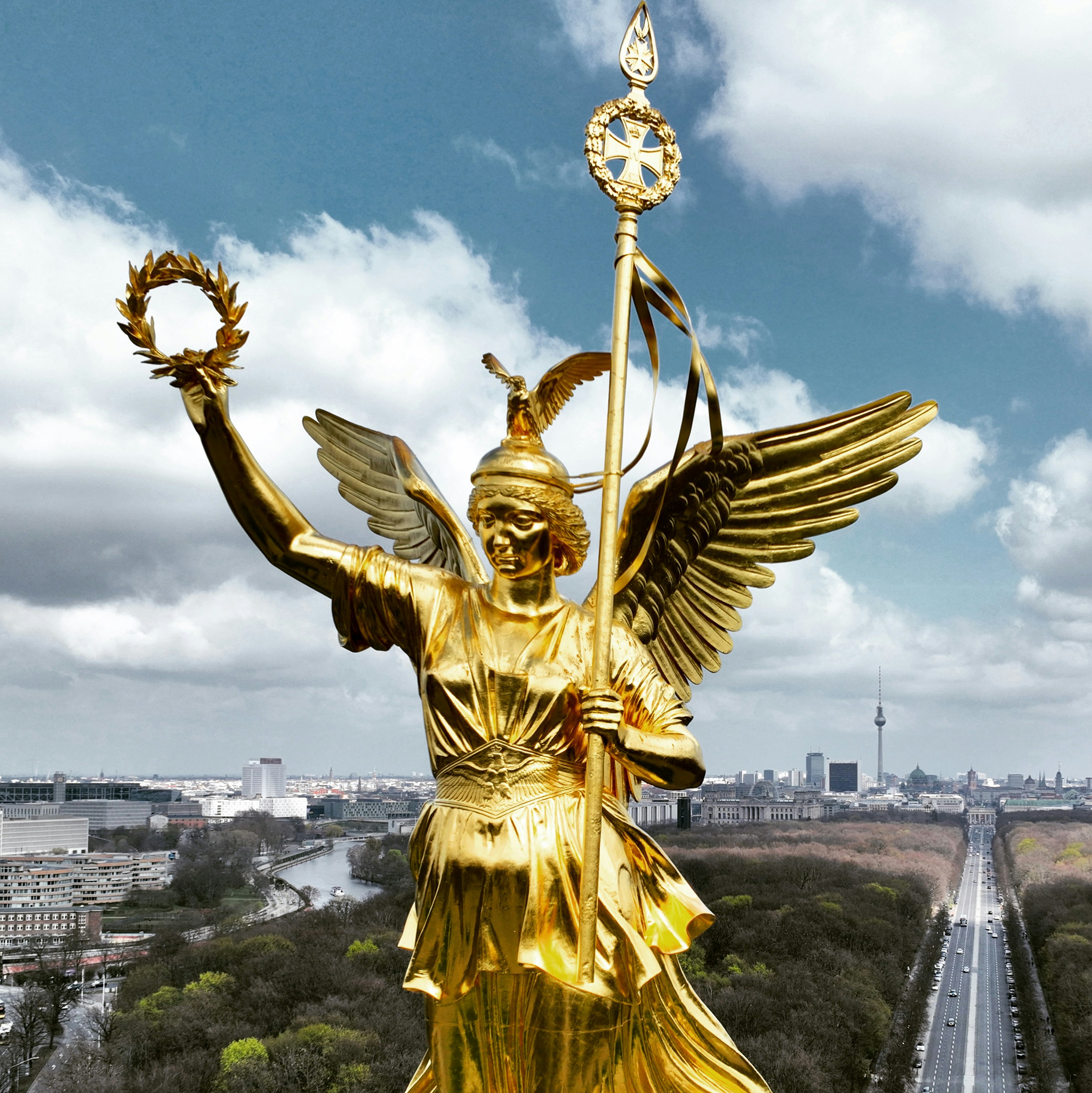 Gilded Victory Over Berlin: Winged Sentinel Above the City