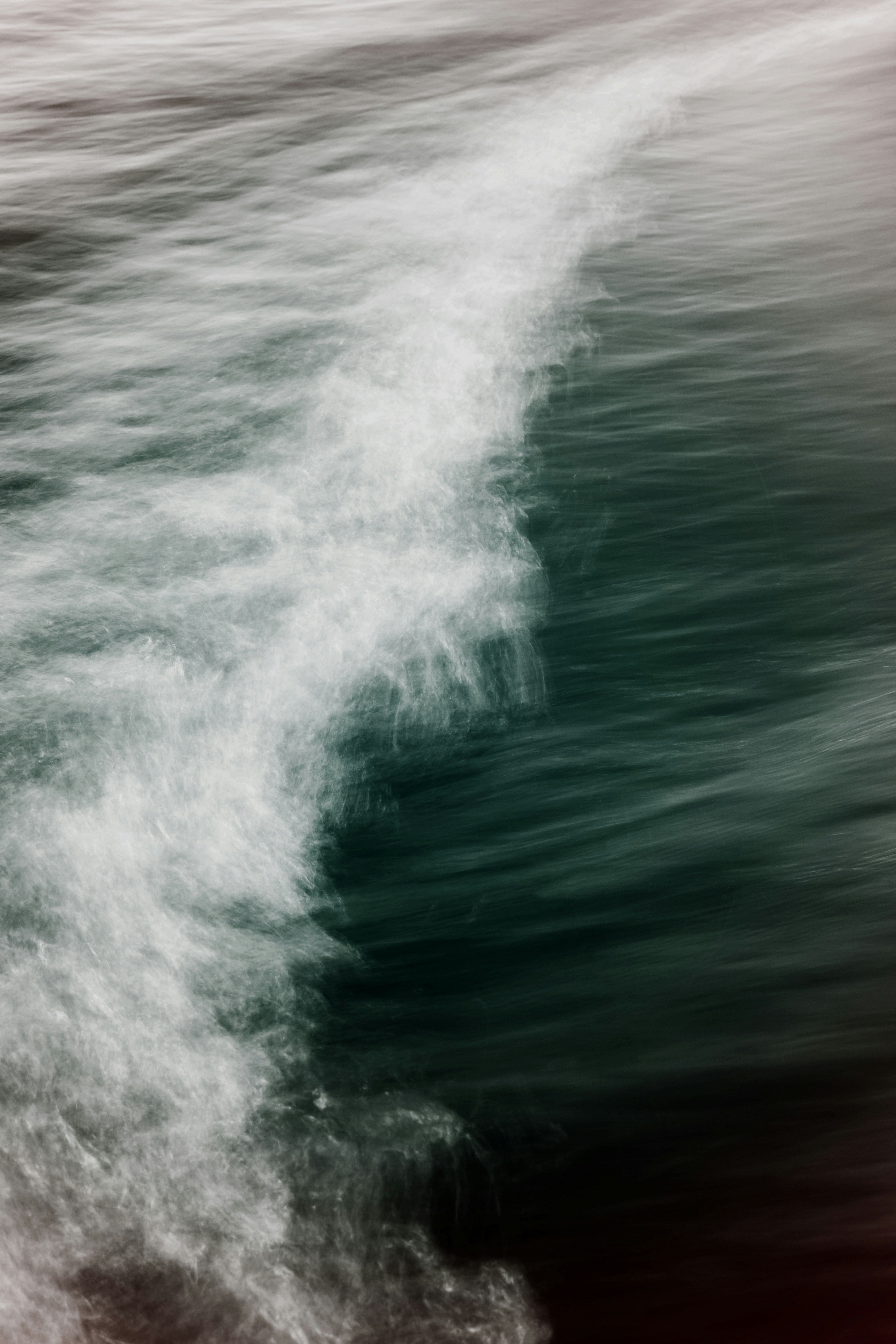 Une image d’une vague dans l’océan photo – Photo La nature Gratuite sur ...