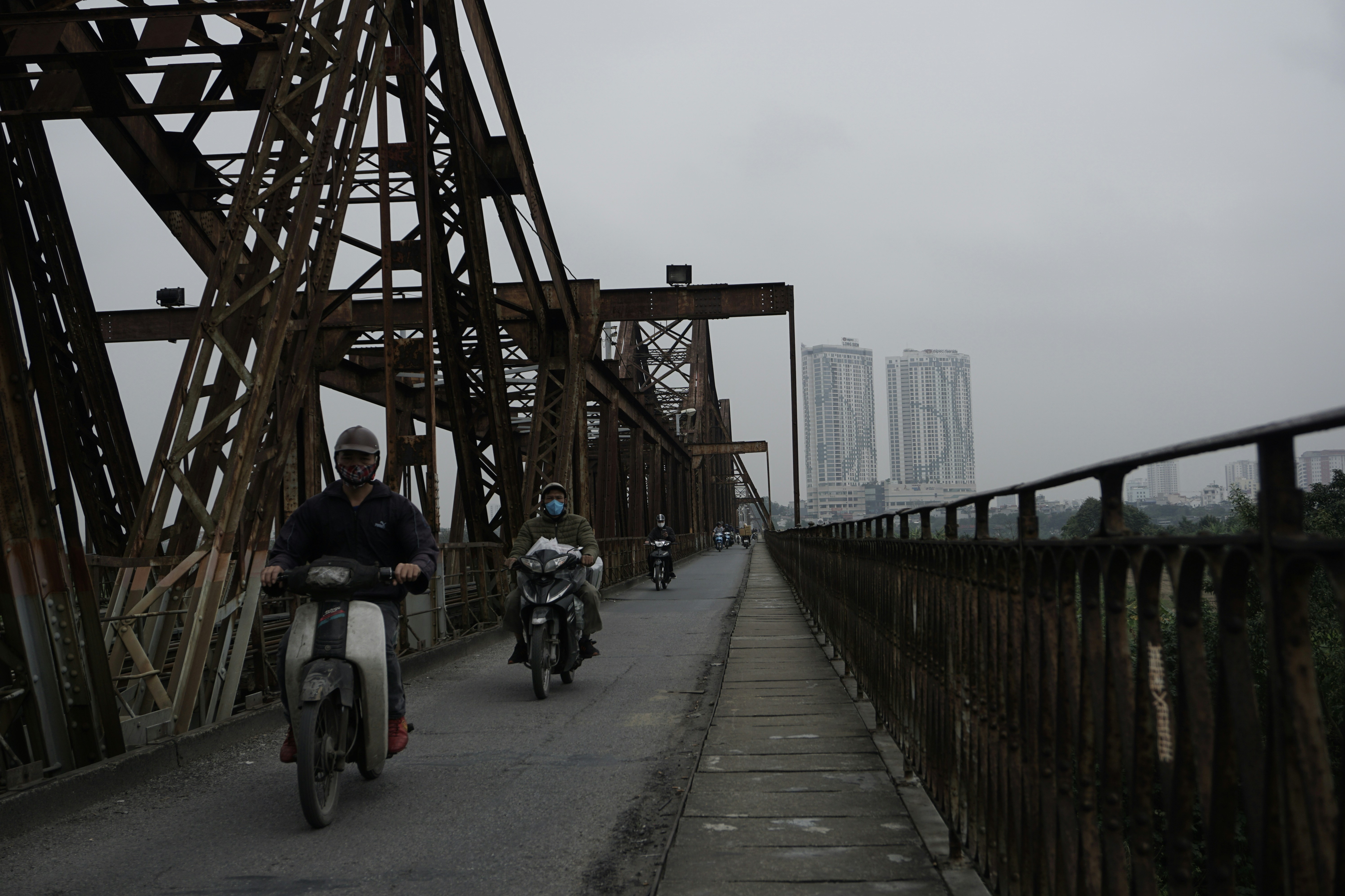 Urban Commute on a Historic Bridge