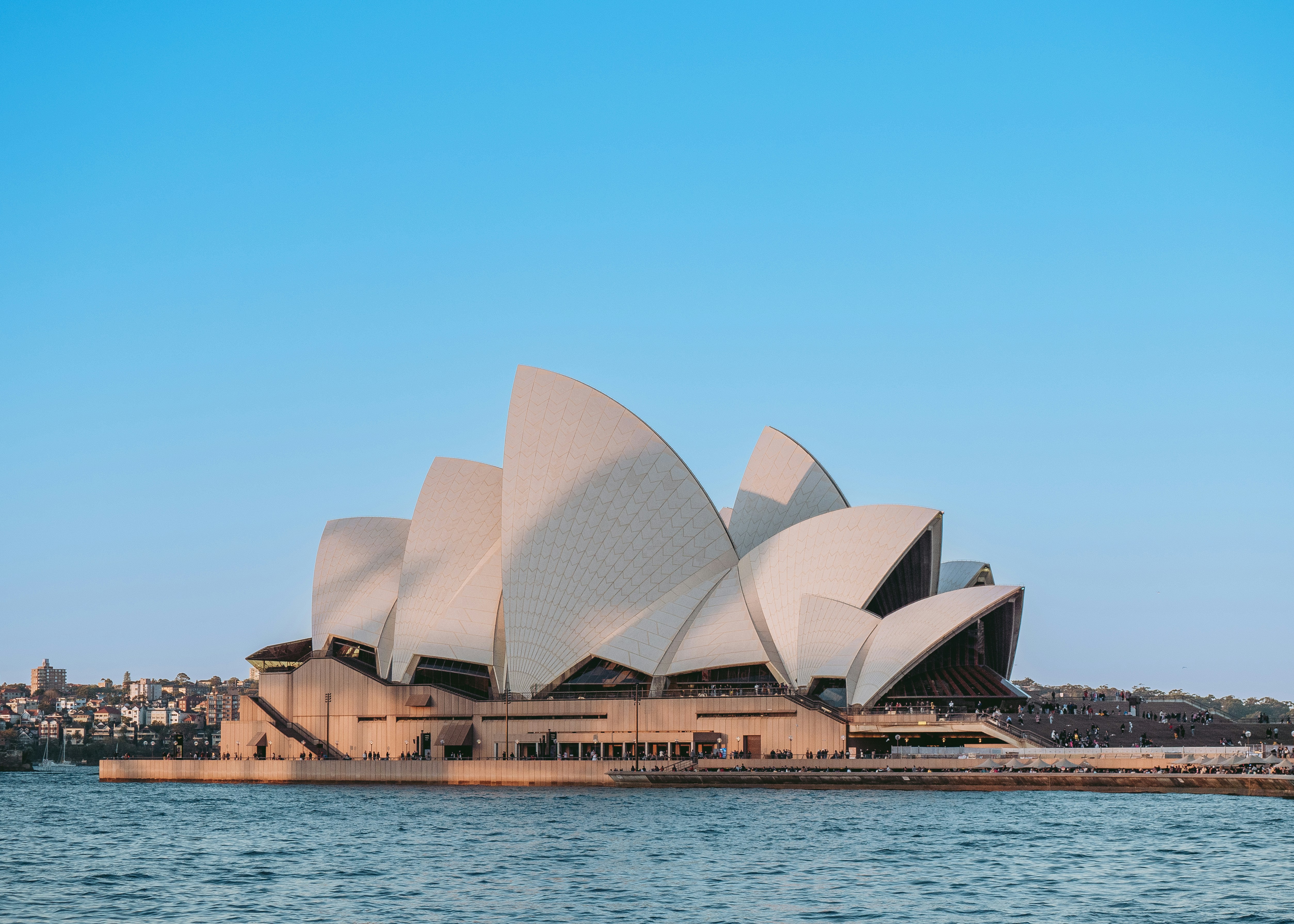 Azure Skies Over the Sails: A Quiet Portrait of Sydney Opera House