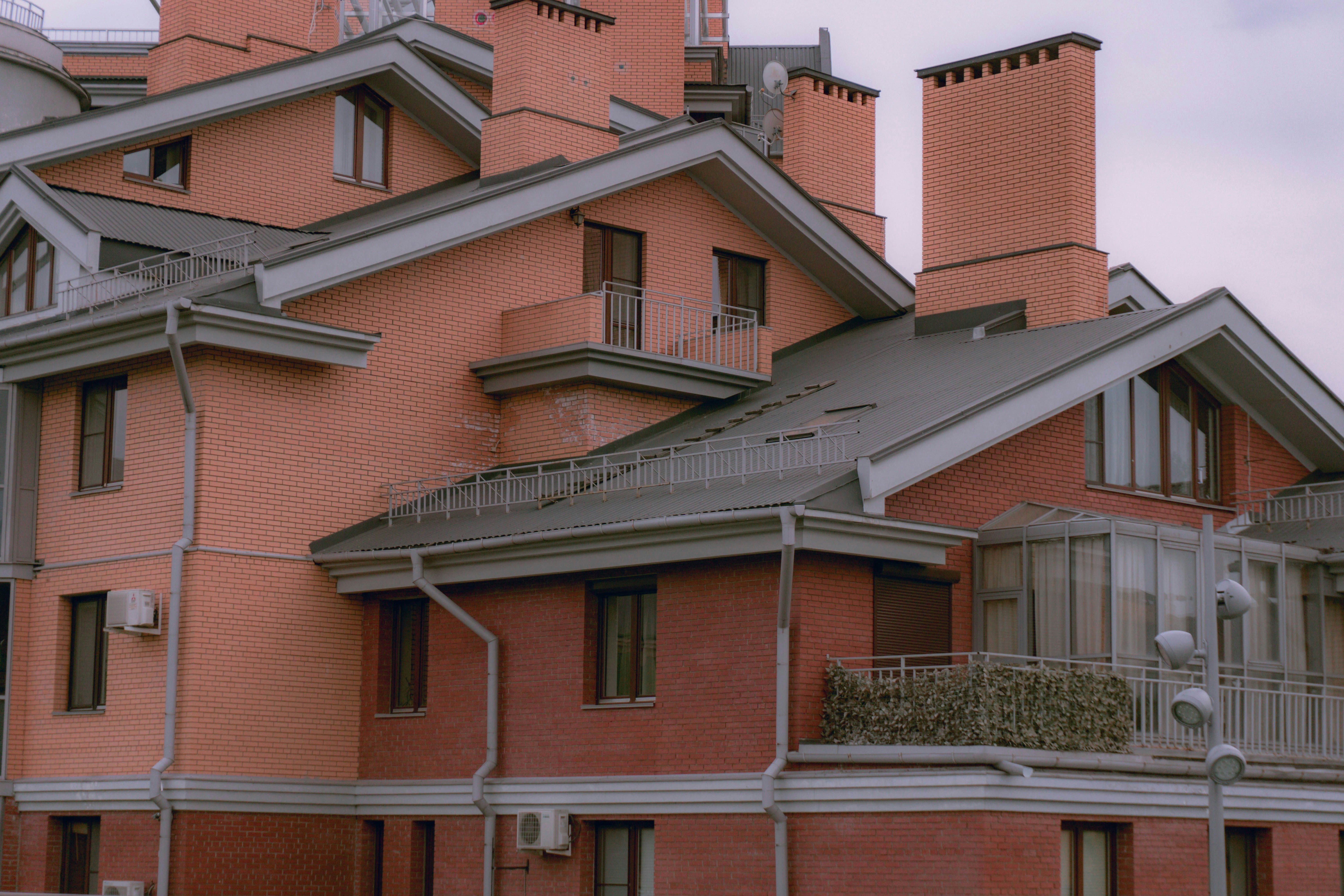 A red [UNK] building with a [UNK] and [UNK] [UNK]ies photo – Free Kazan ...