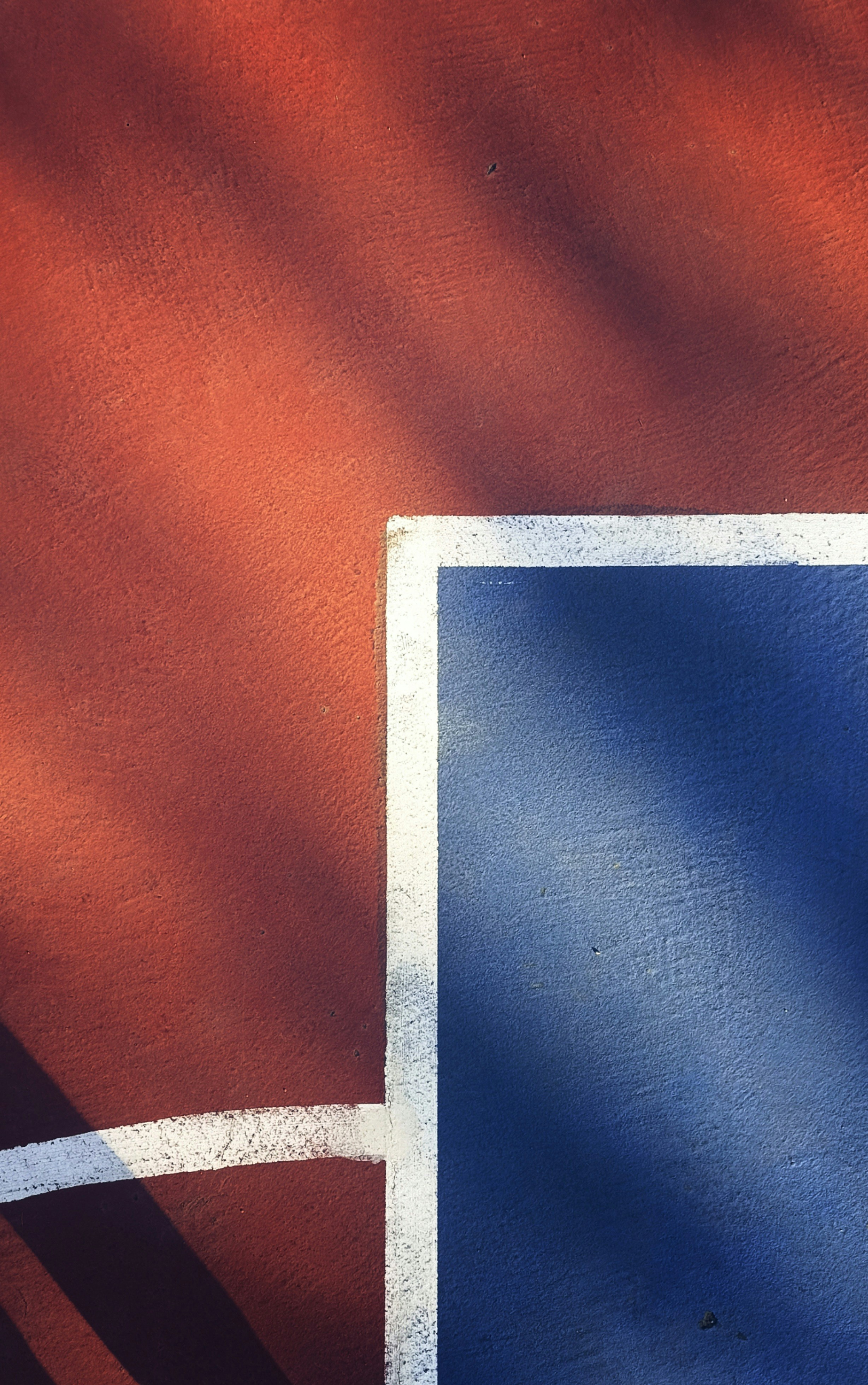 Cornered Geometry: A Painted Edge Graces the Frame