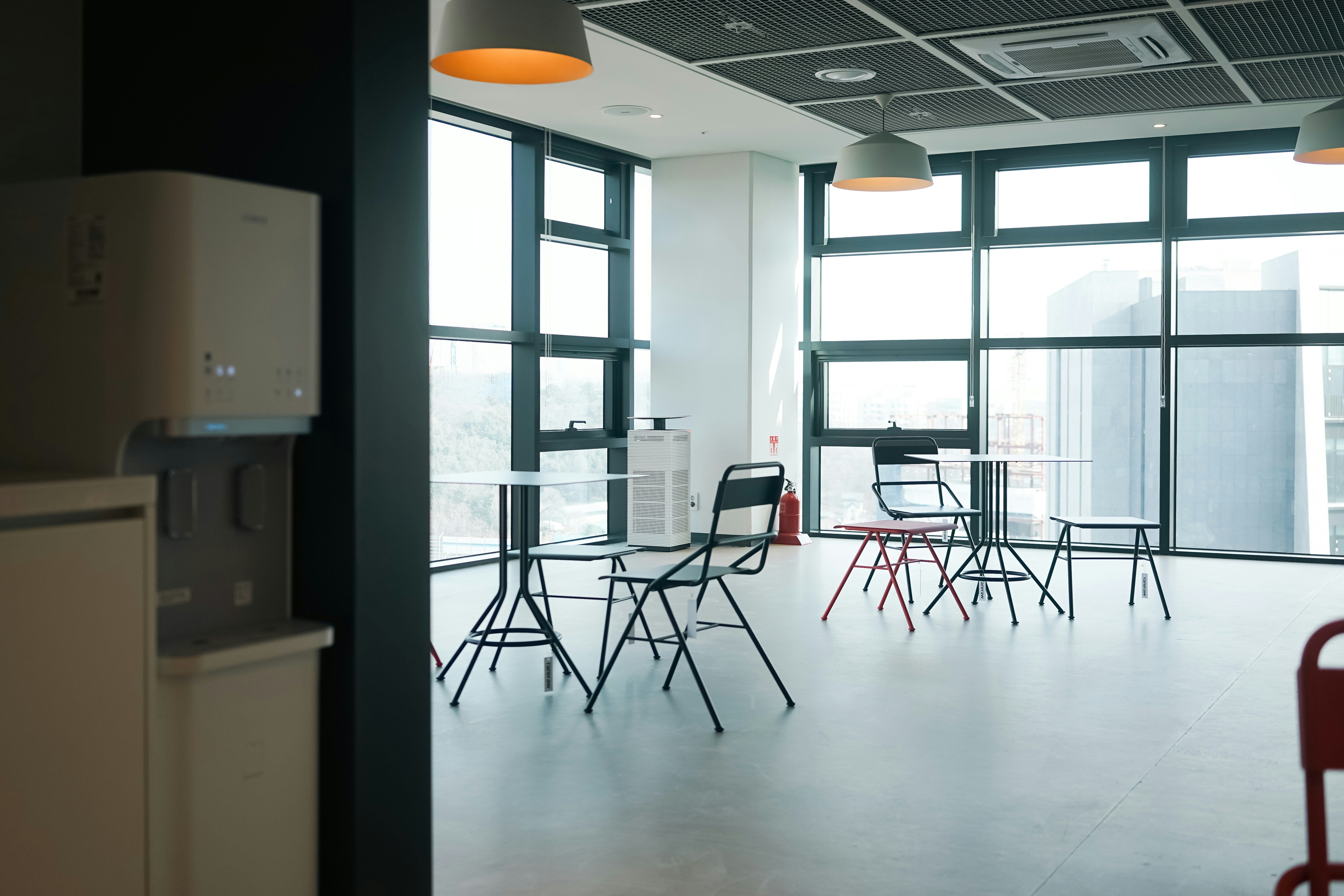 A room with a lot of chairs and tables photo – Free Jiran37 Image on ...