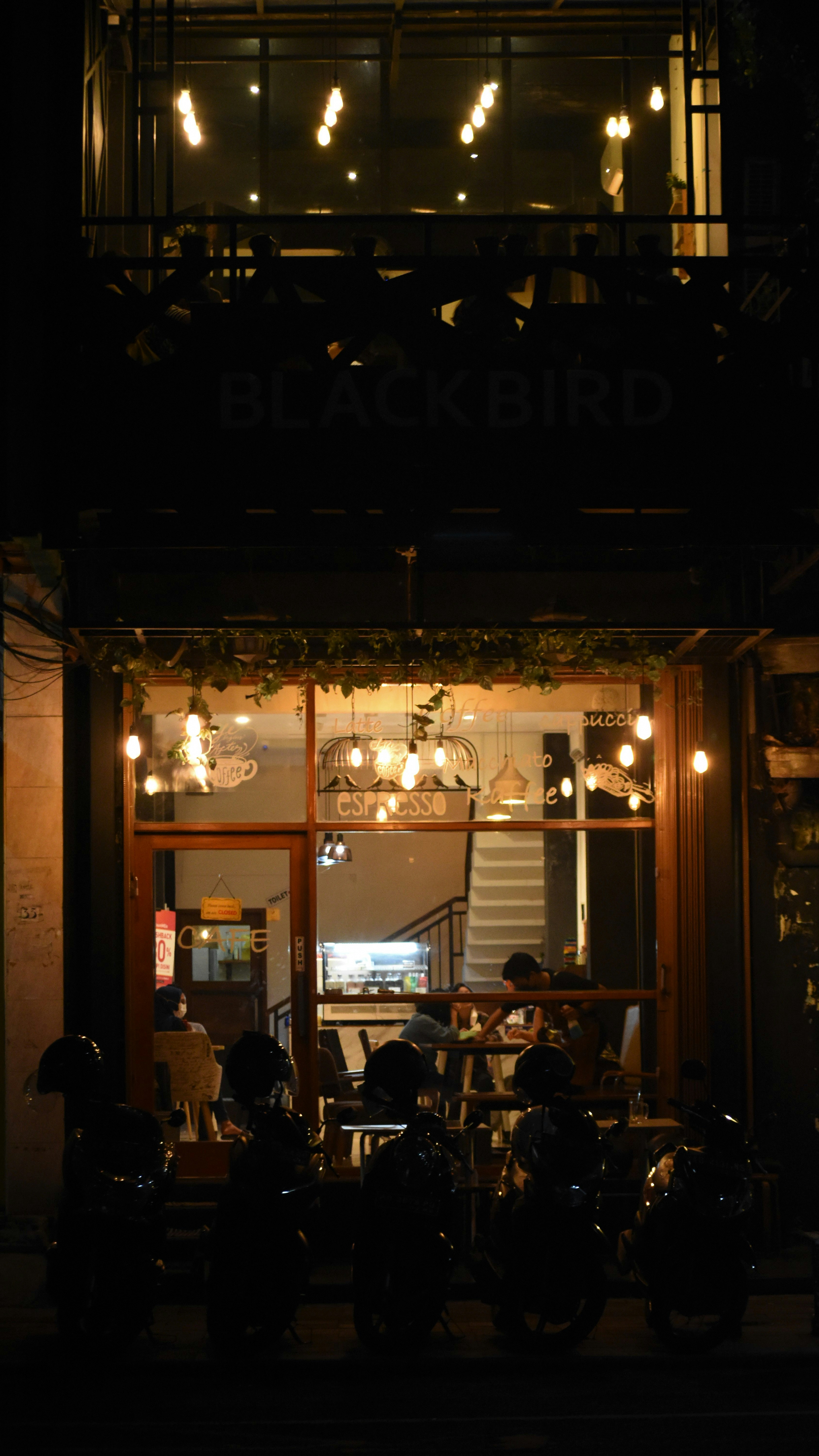 Night Cafe Pictures | Download Free Images on Unsplash