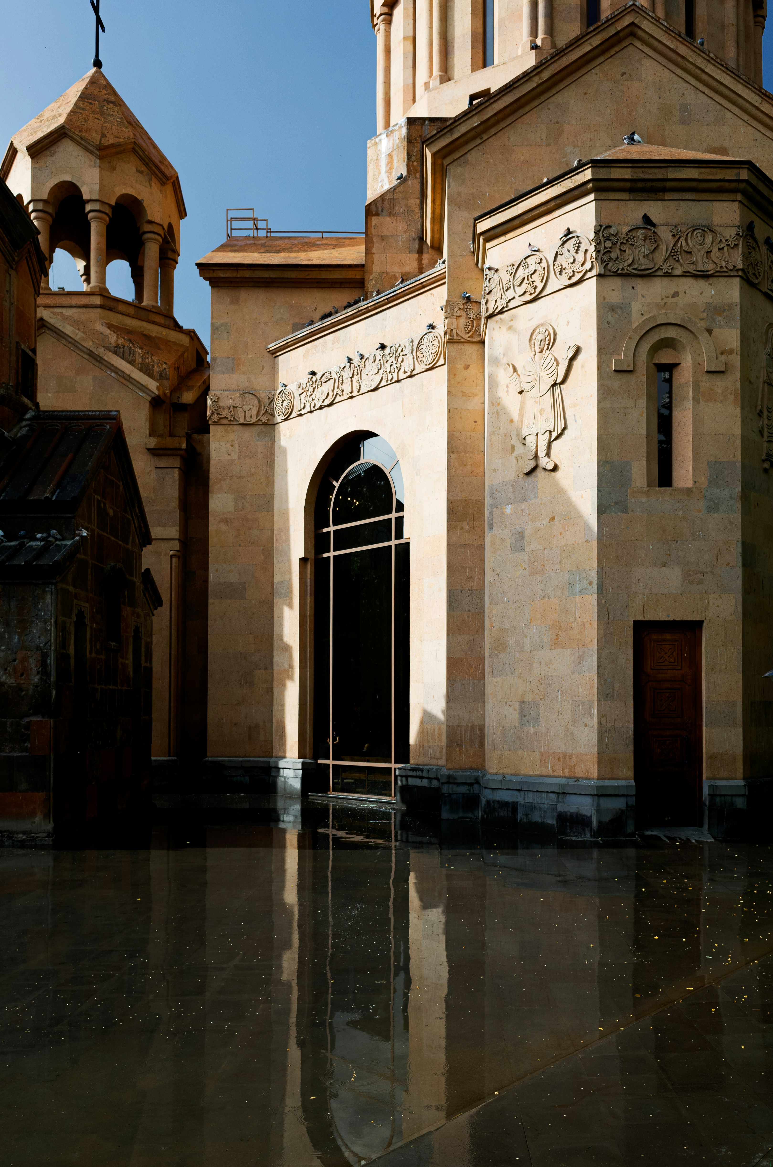 Photo by Yuri Krupenin with Ricoh GR II