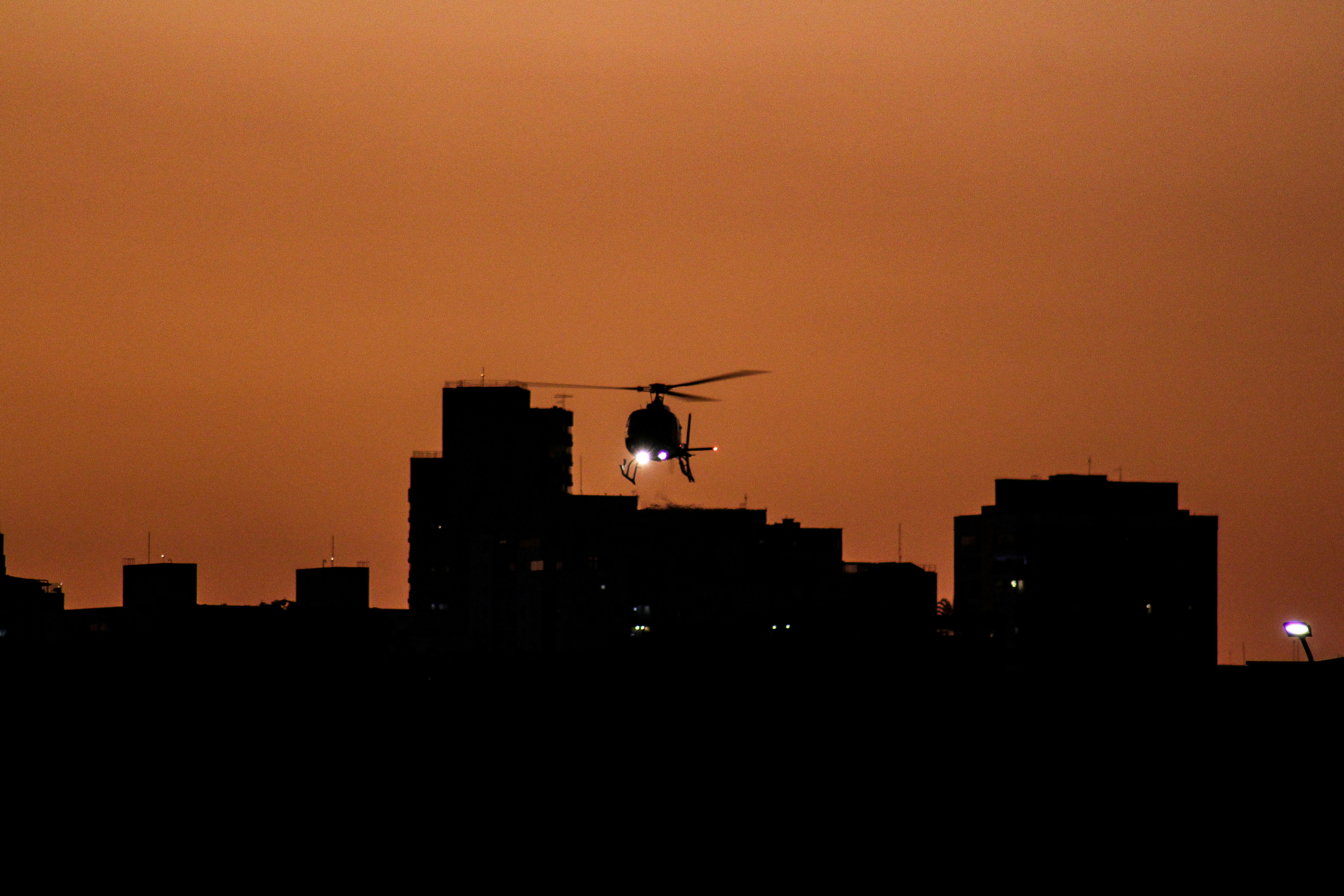 Gabriel Goncalves (@gcgon) | Unsplash Photo Community