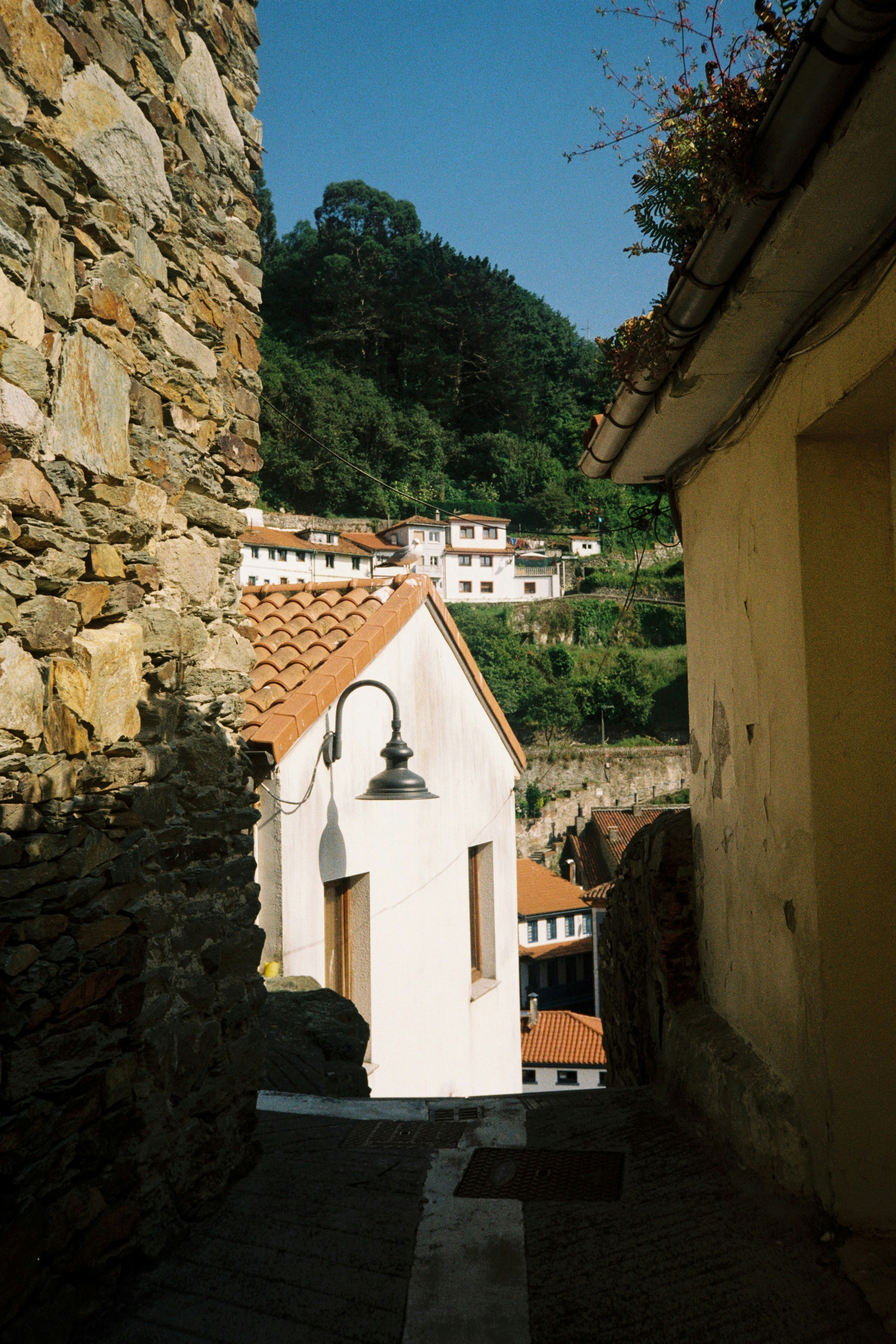 Between Stone and Light: Narrow Lane to a Terracotta Village