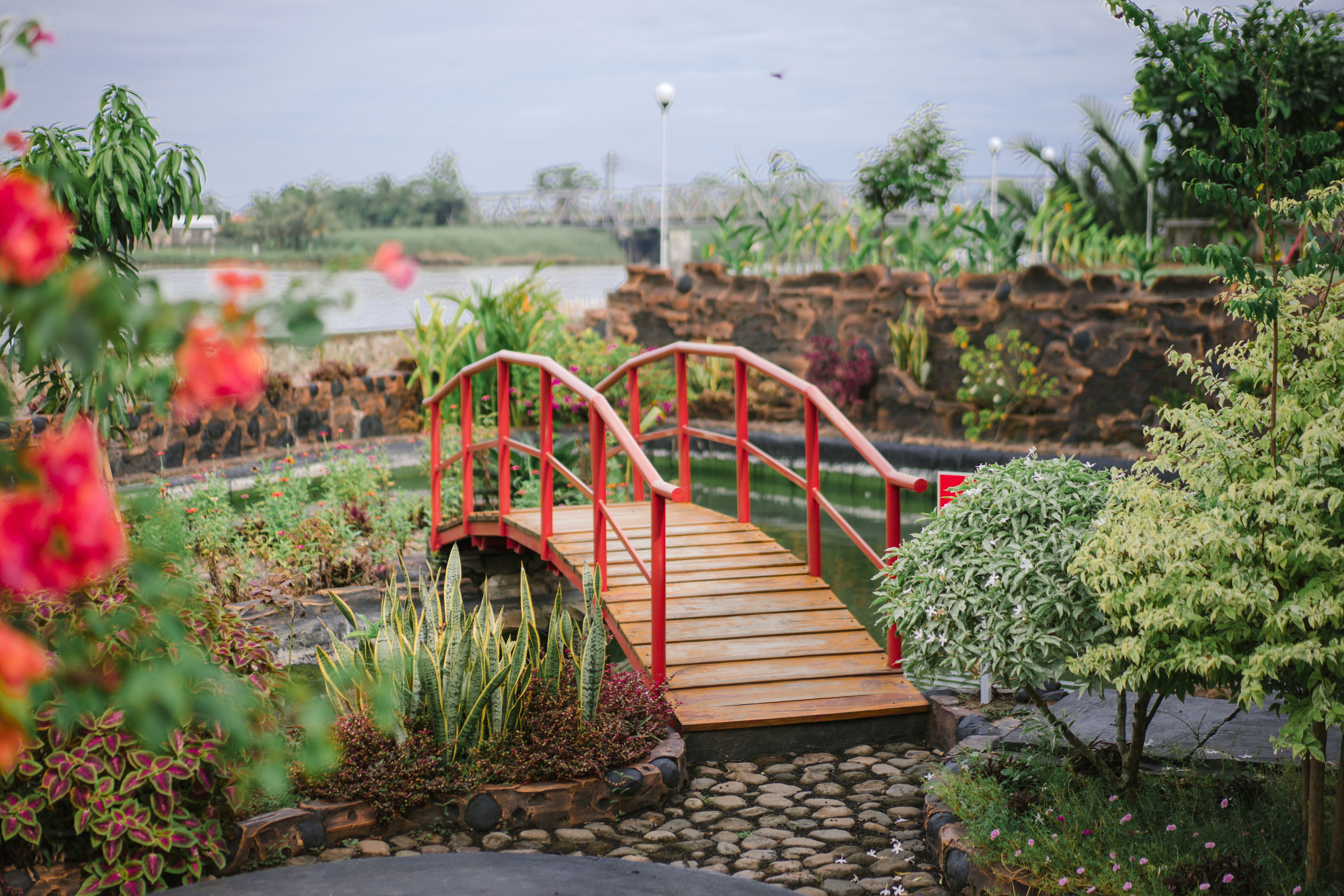 Vibes at Restaurant Di Tepinya Sungai Serayu Venue and Eatery - Cilacap, Central Java, Indonesia