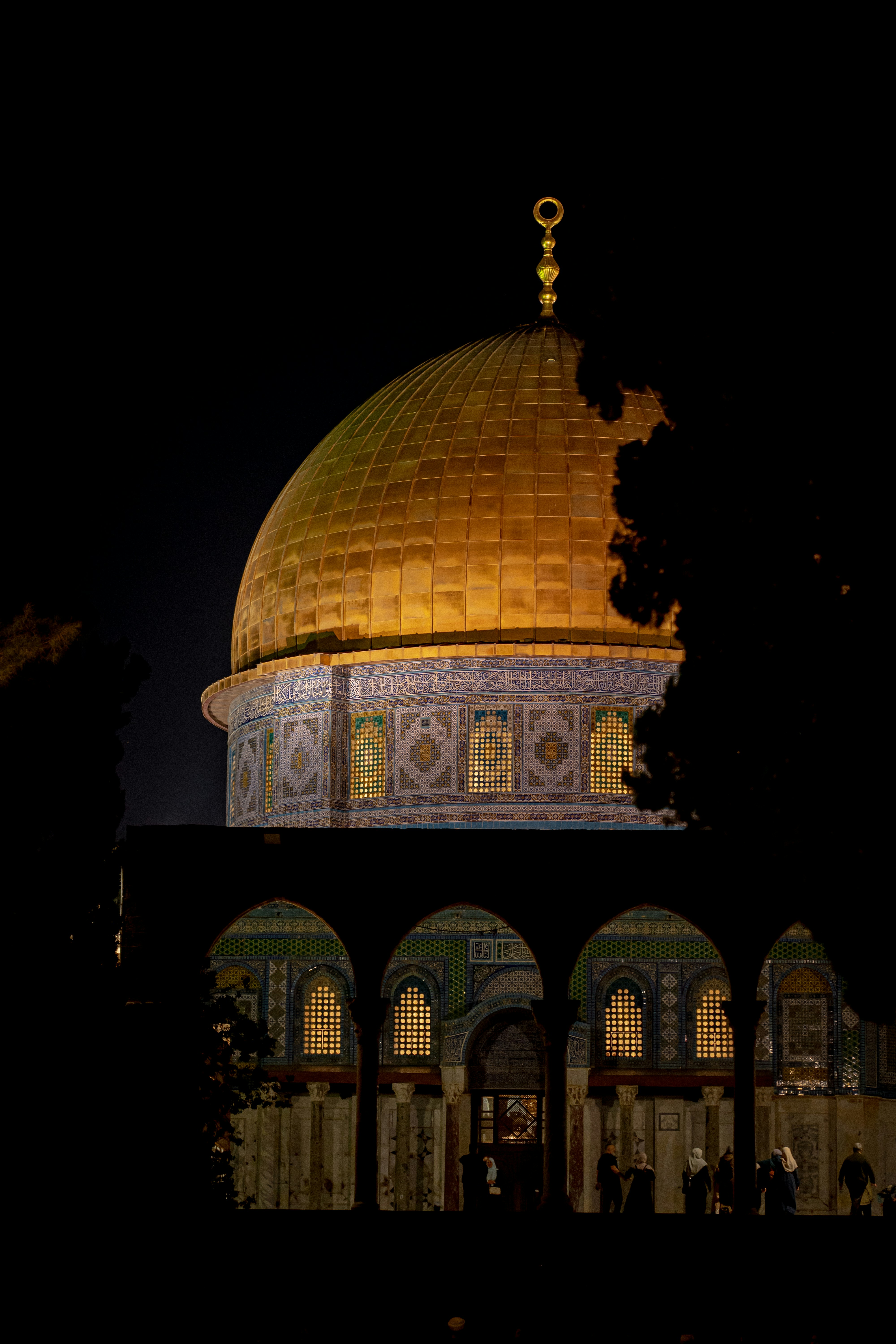 The dome of a building lit up at night photo – Free Jerusalem Image on ...