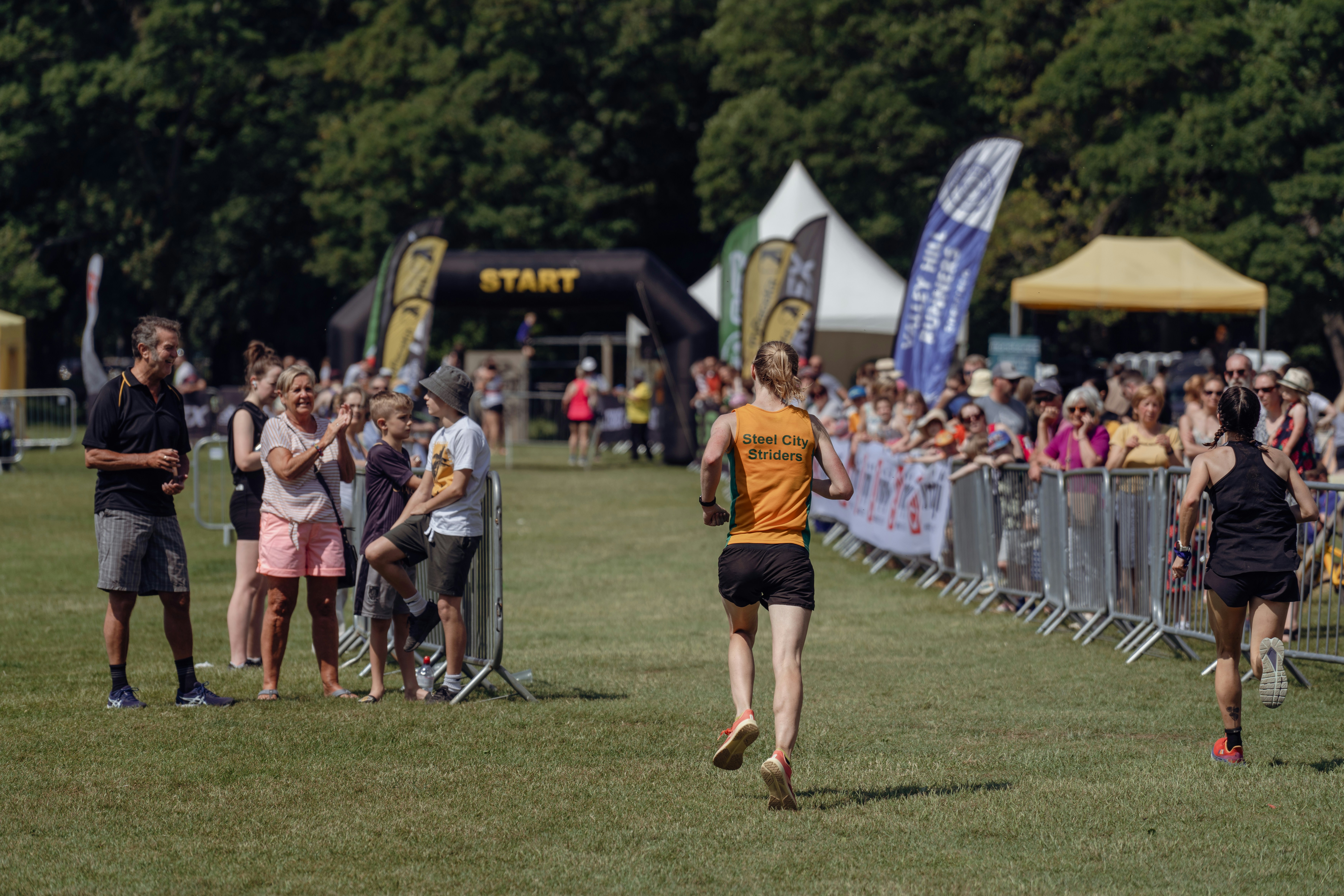 Person Running Pictures | Download Free Images on Unsplash