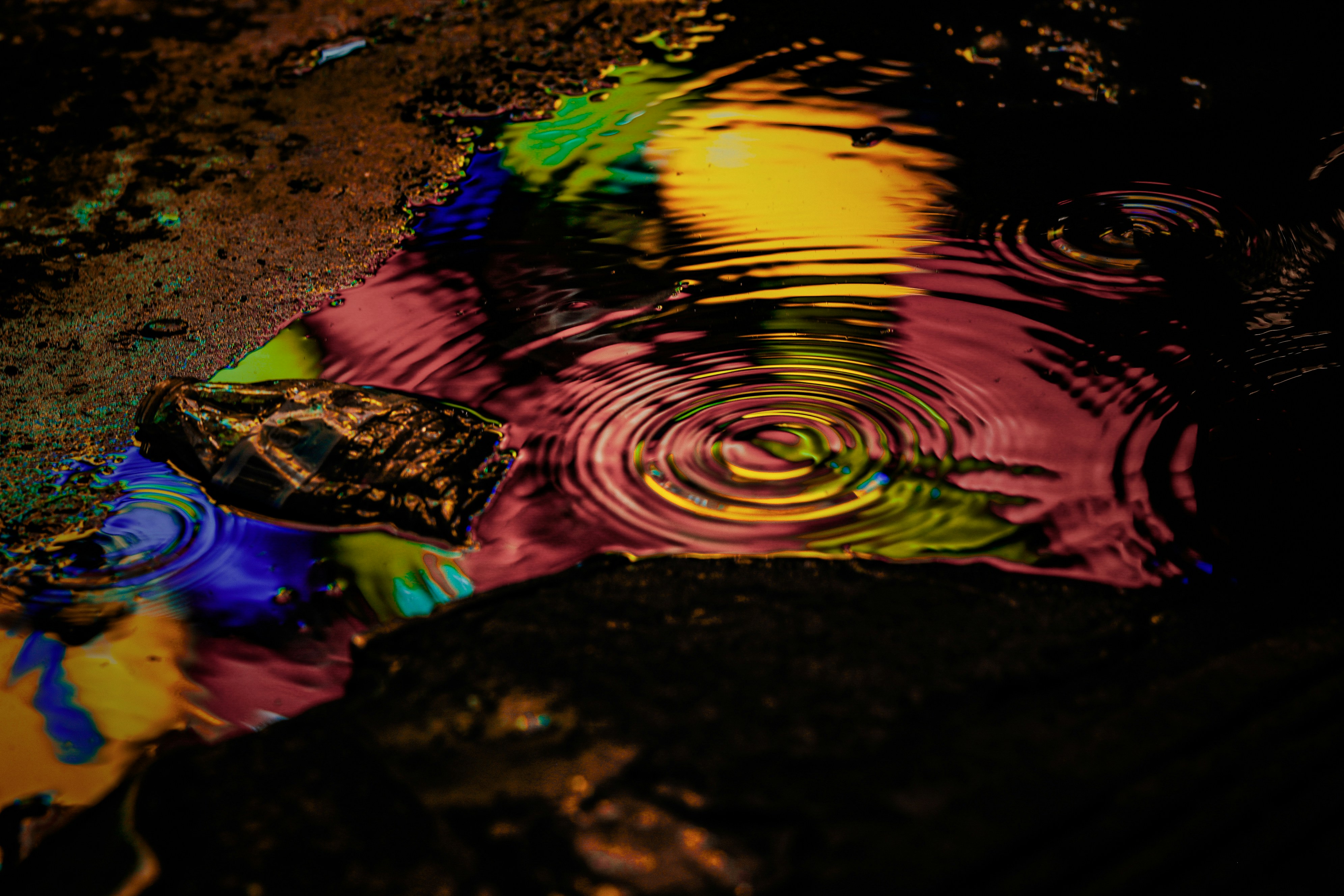 Vibrant Ripples of Reflection