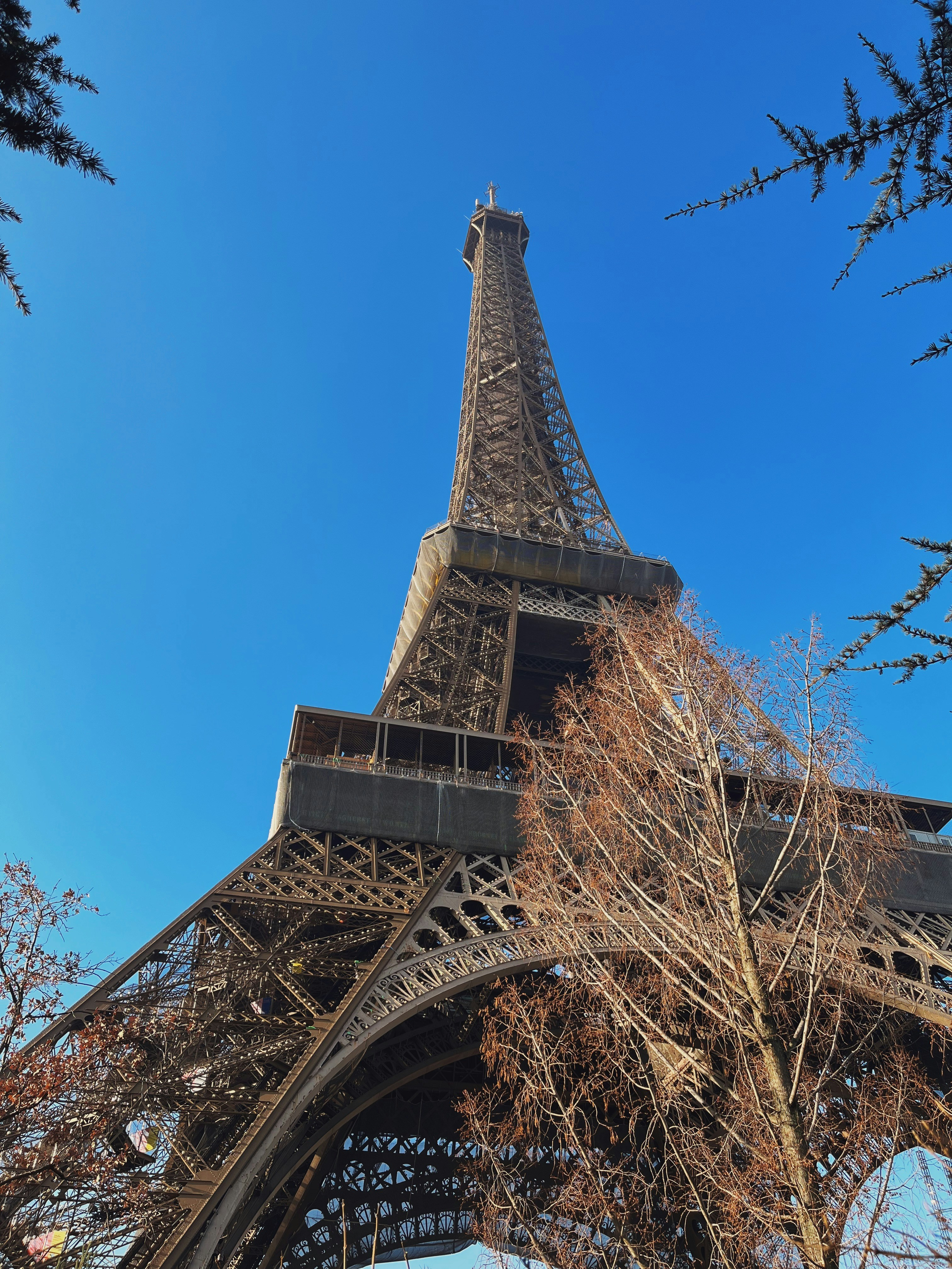 Photo by Metehan Kaya with Apple iPhone 13 mini