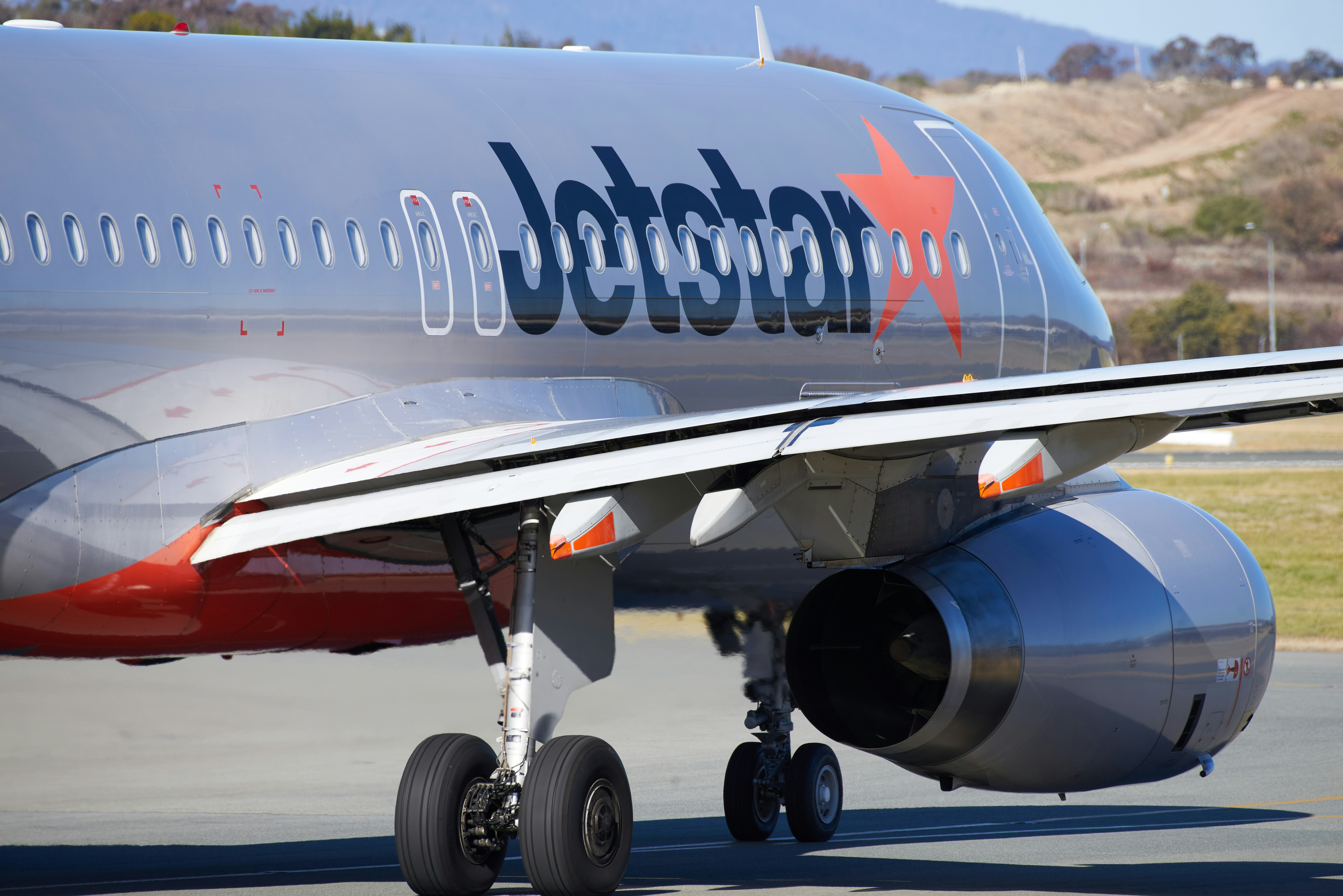 Jetstar at the Gate: Close-up of the Engine and Wing Spars