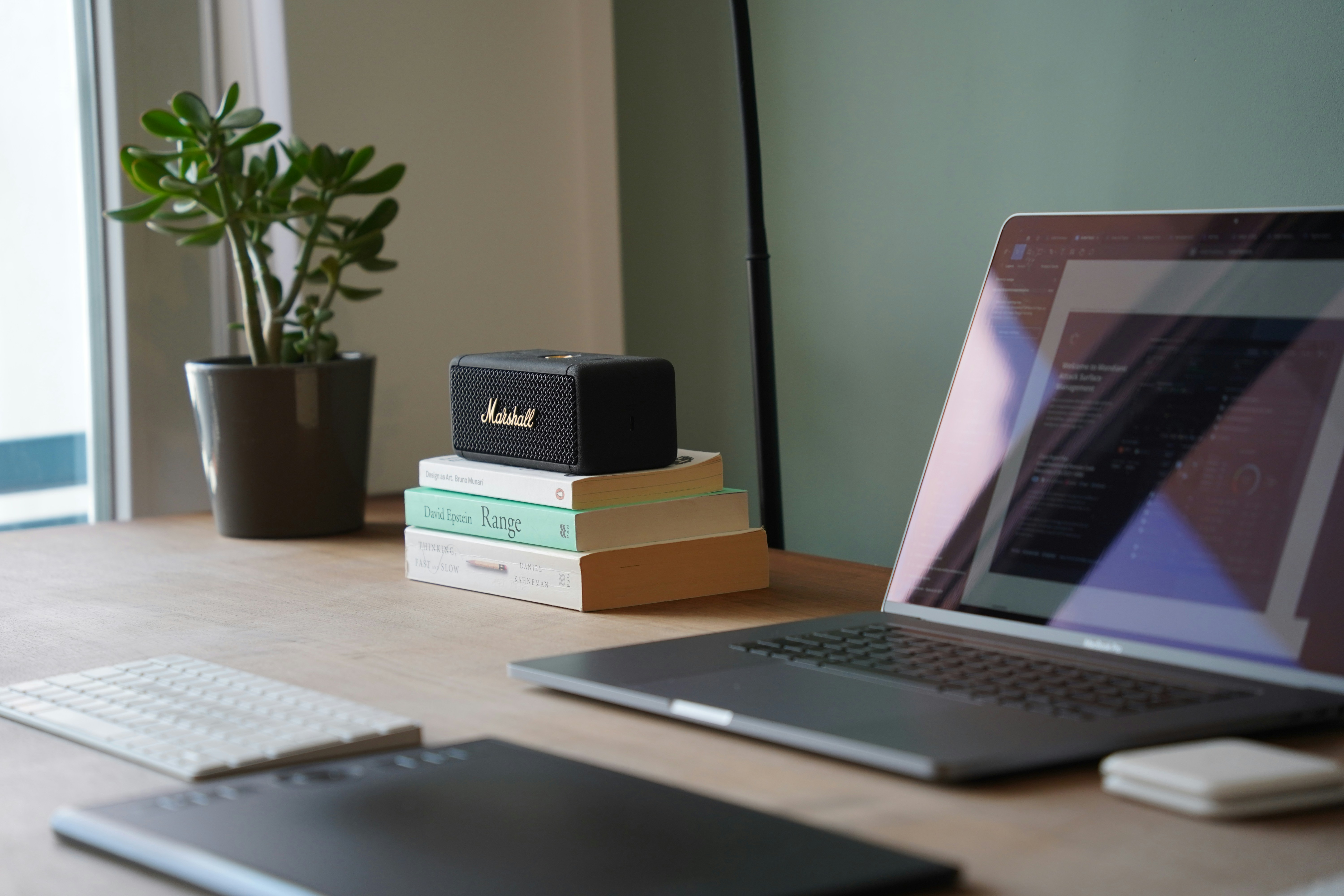 A laptop computer sitting on top of a wooden desk photo – Free Office ...