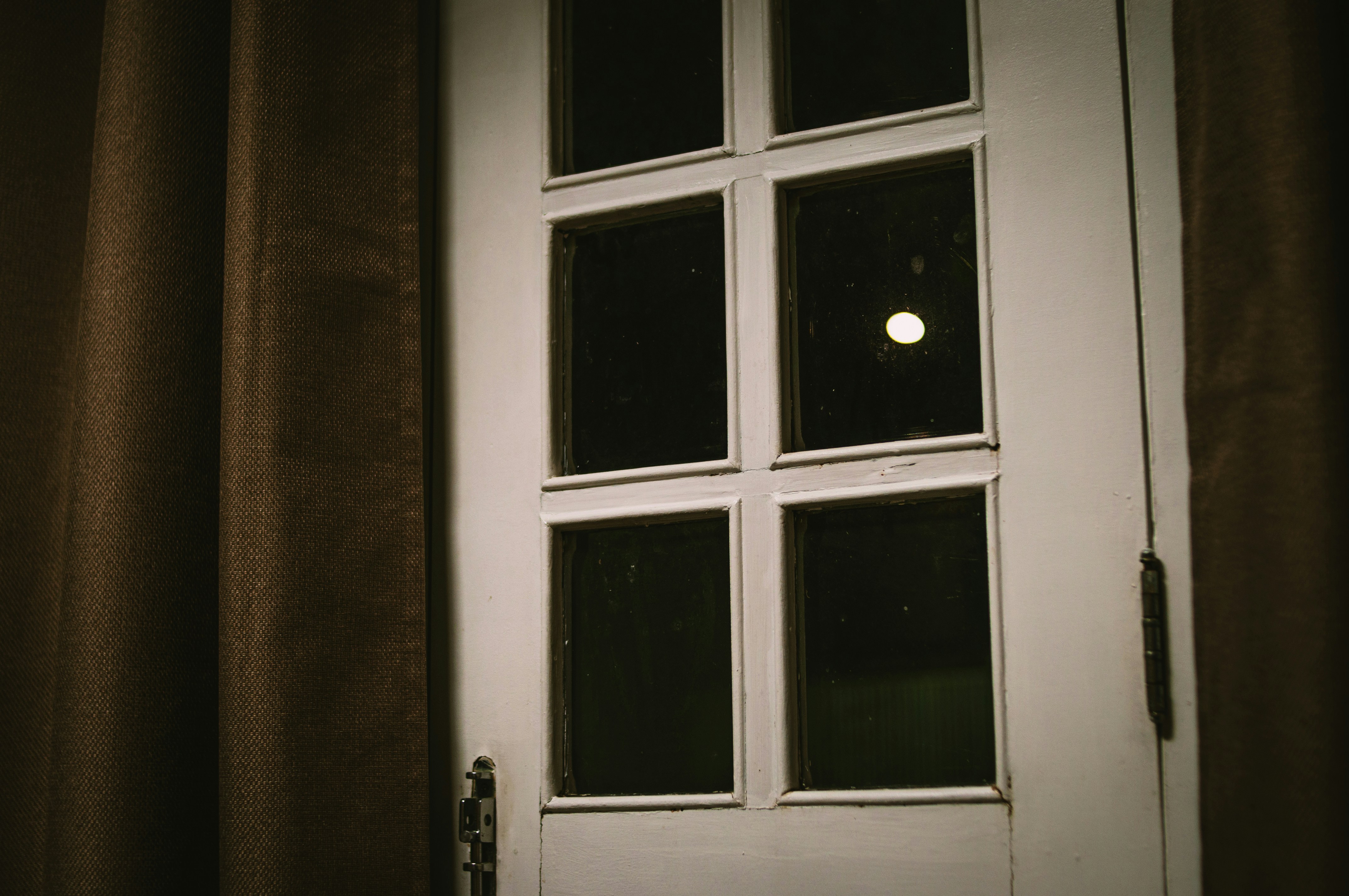 Window Night Pictures | Download Free Images on Unsplash