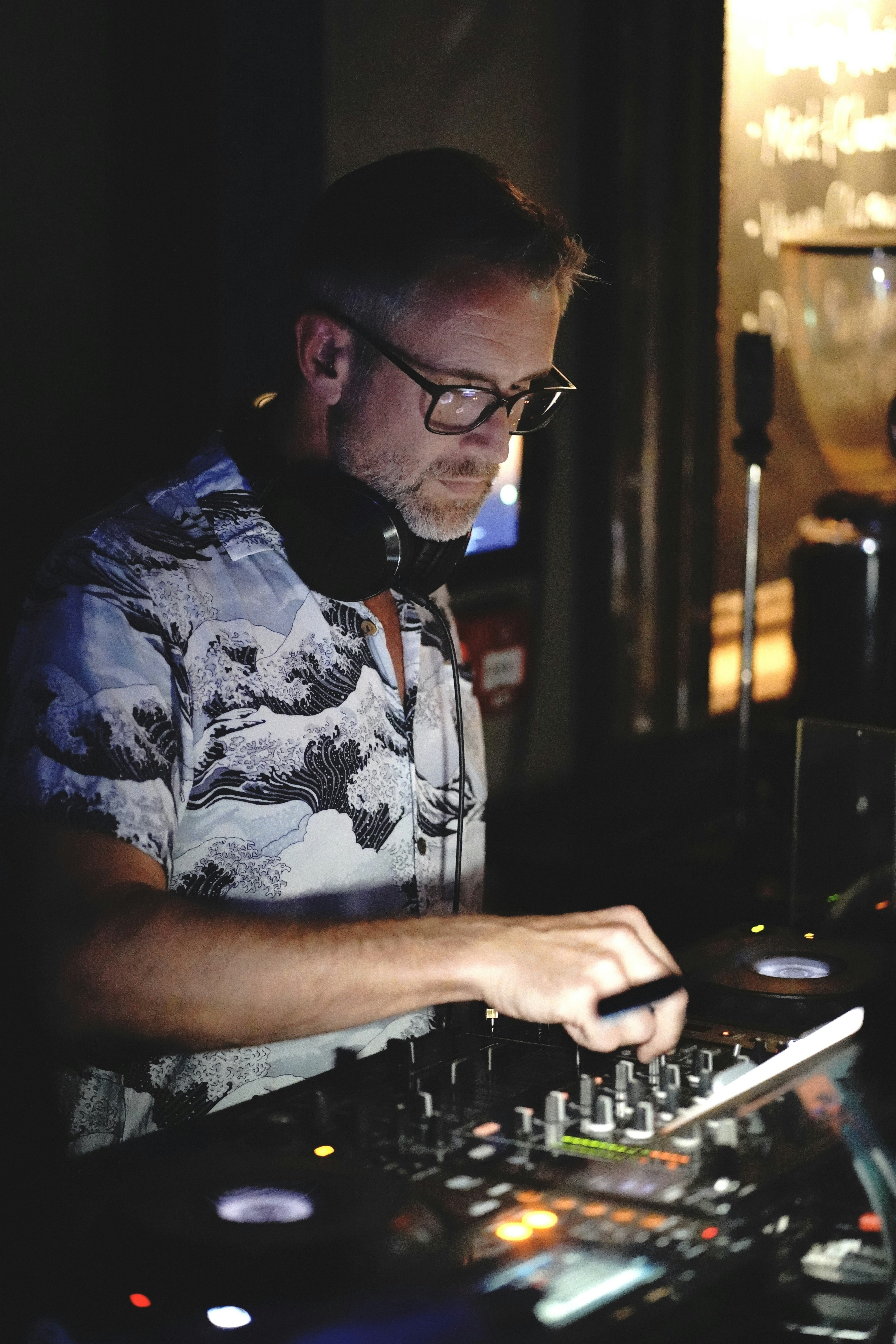 Dj Background Pictures | Download Free Images on Unsplash