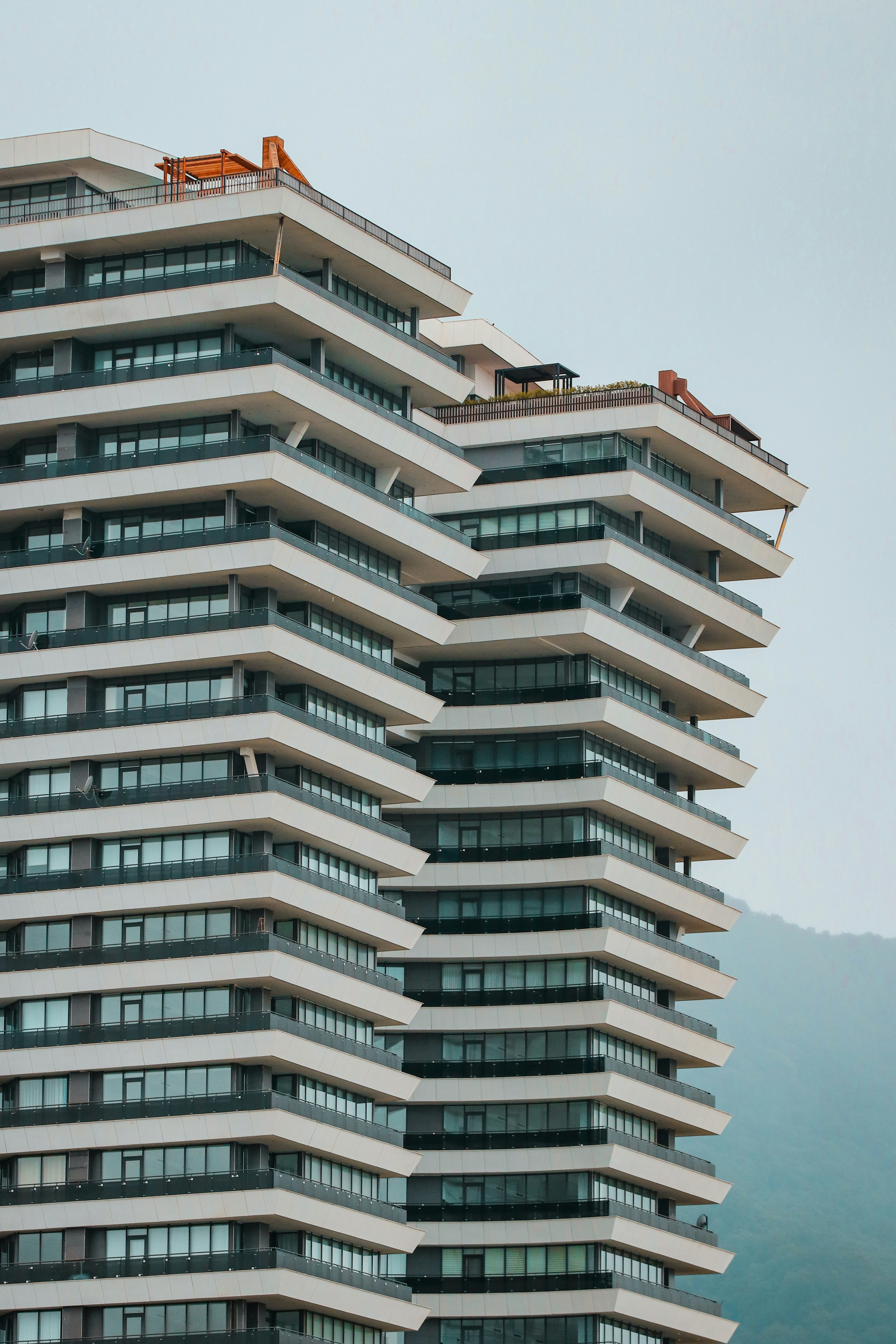 Layered Echoes: A High-Rise of Cantilevered Balconies