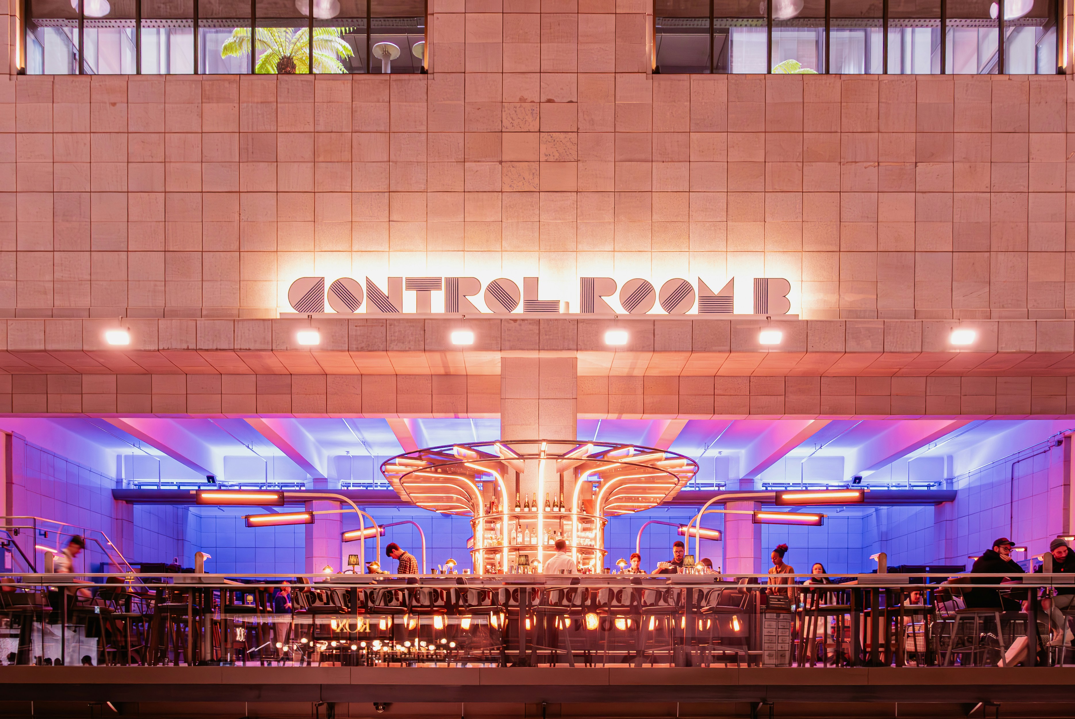 999+ Control Room Pictures | Download Free Images on Unsplash