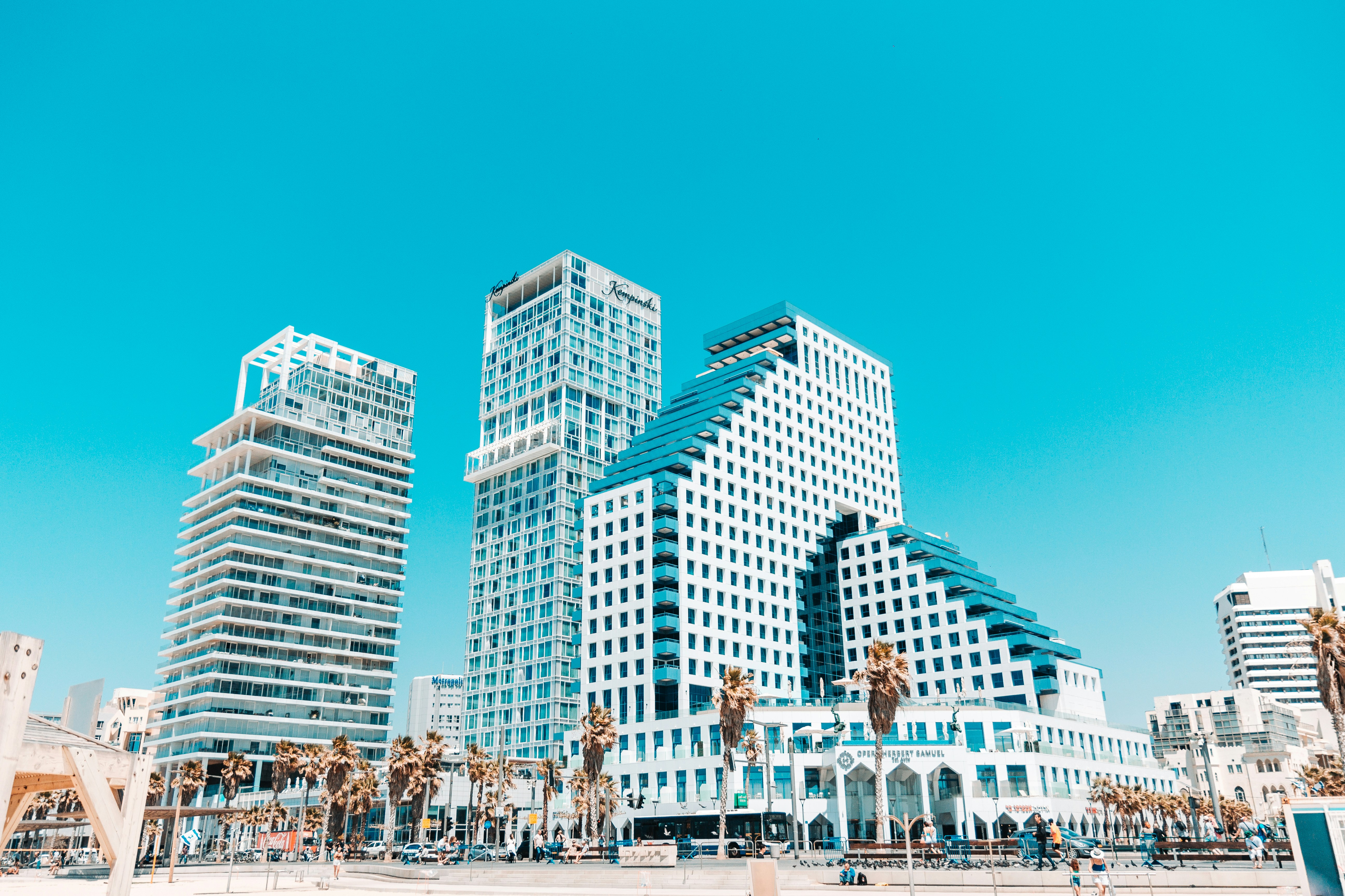 Photo by Stanislav Vdovin with Canon EOS 60D