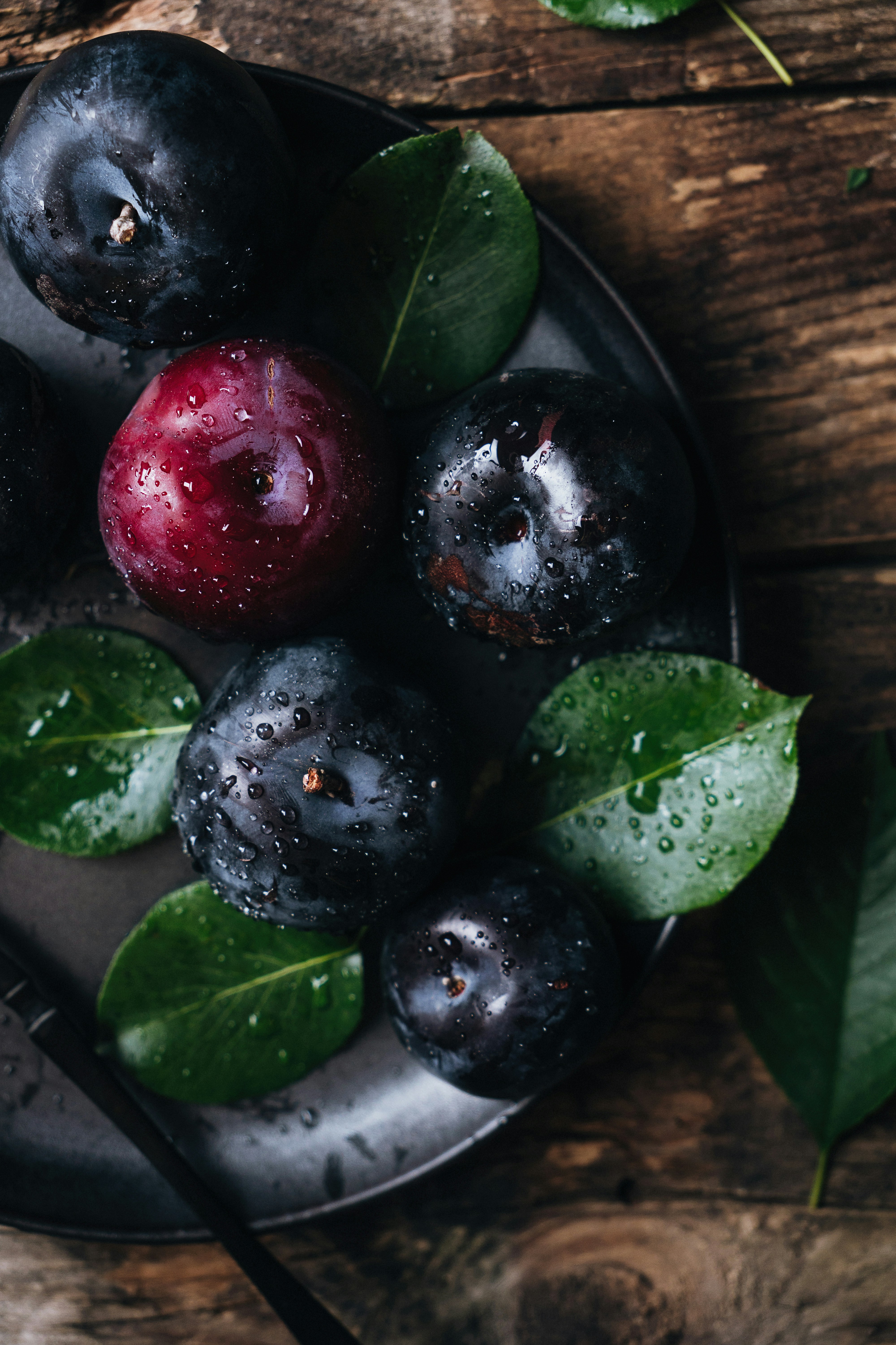 28 Proven Health Benefits of Plum - Yourdocmedical
