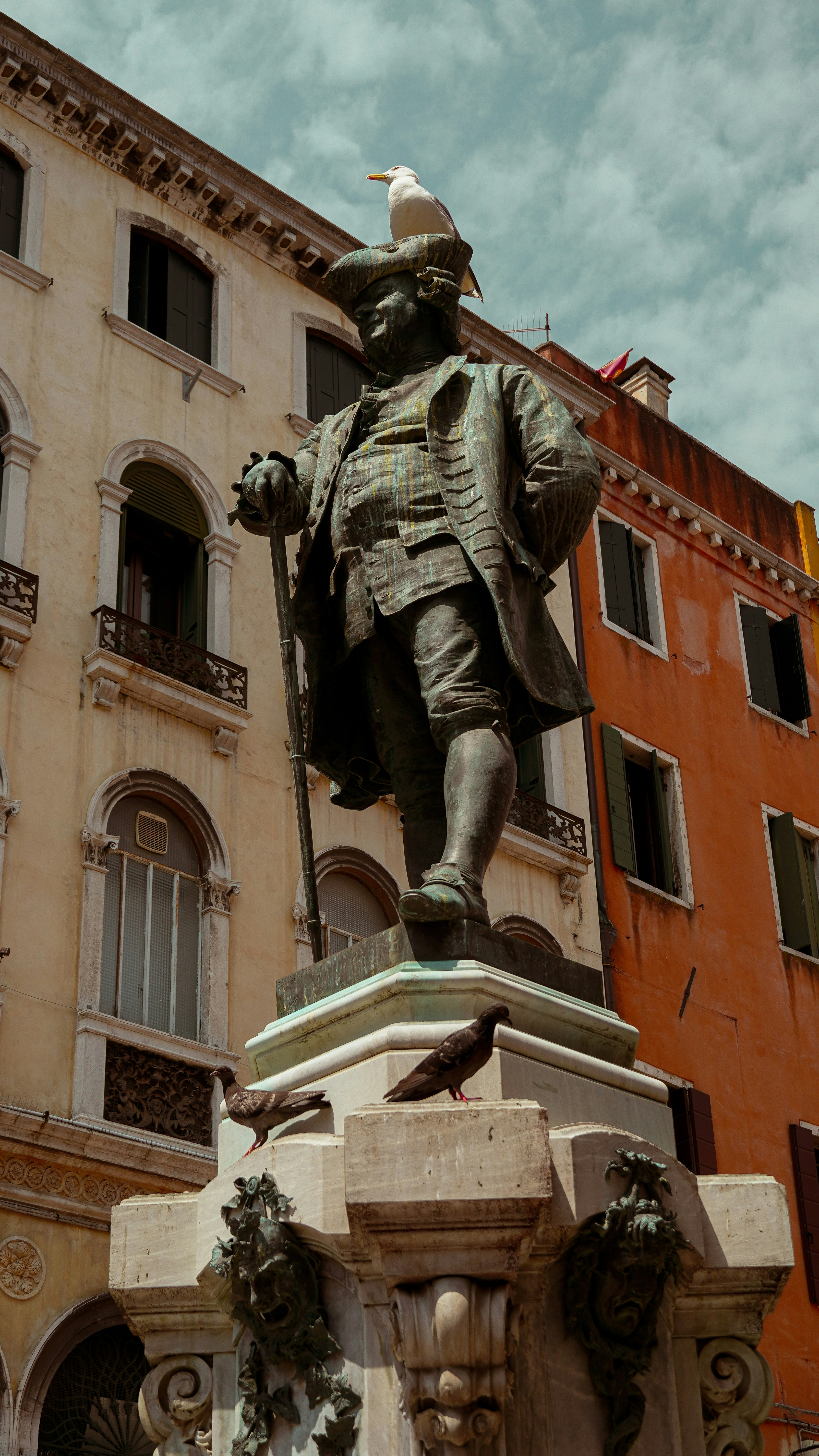 Photo by Adrián Valverde with Sony Alpha 6400