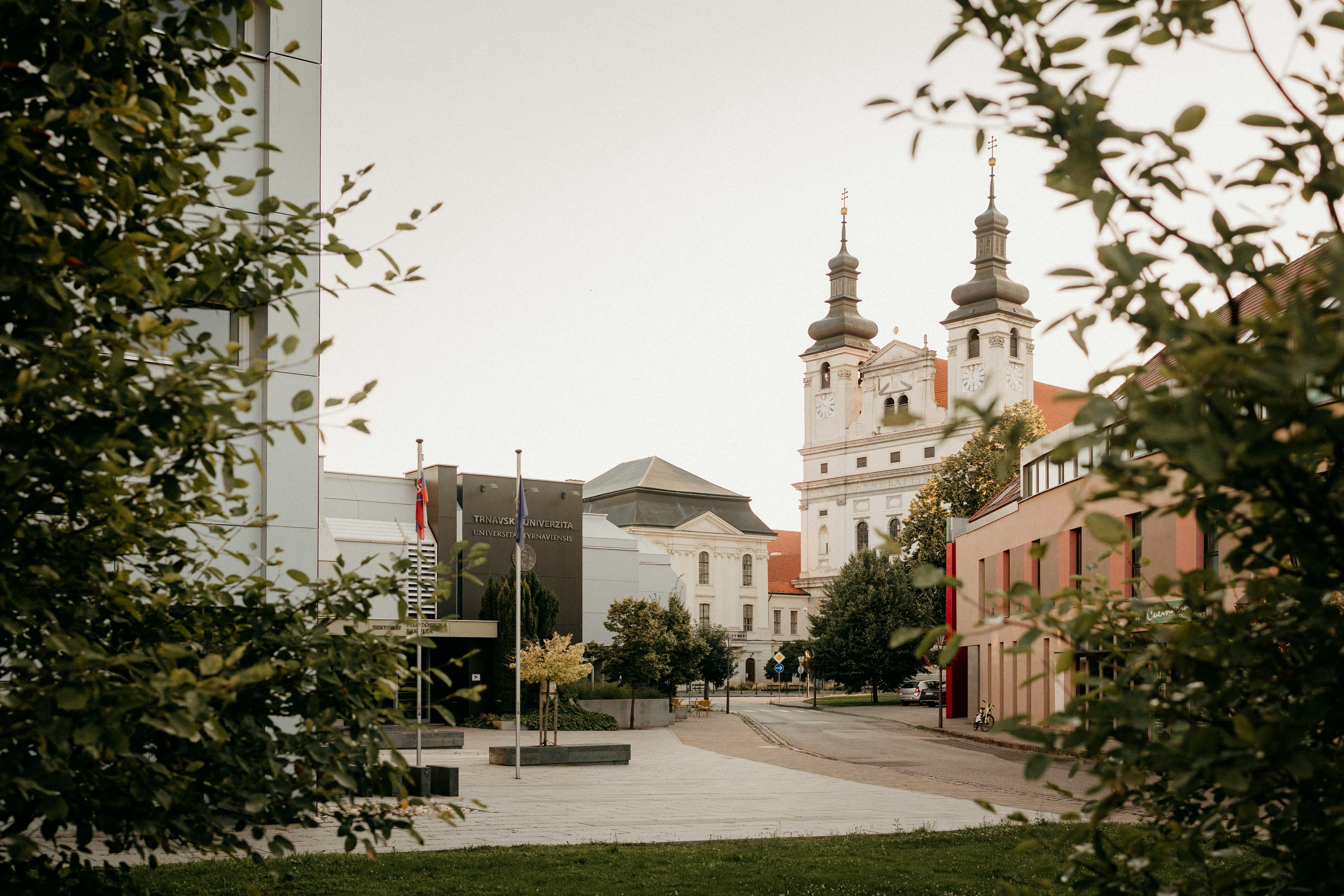 Trnava University (@trnavskauni) | Unsplash Photo Community
