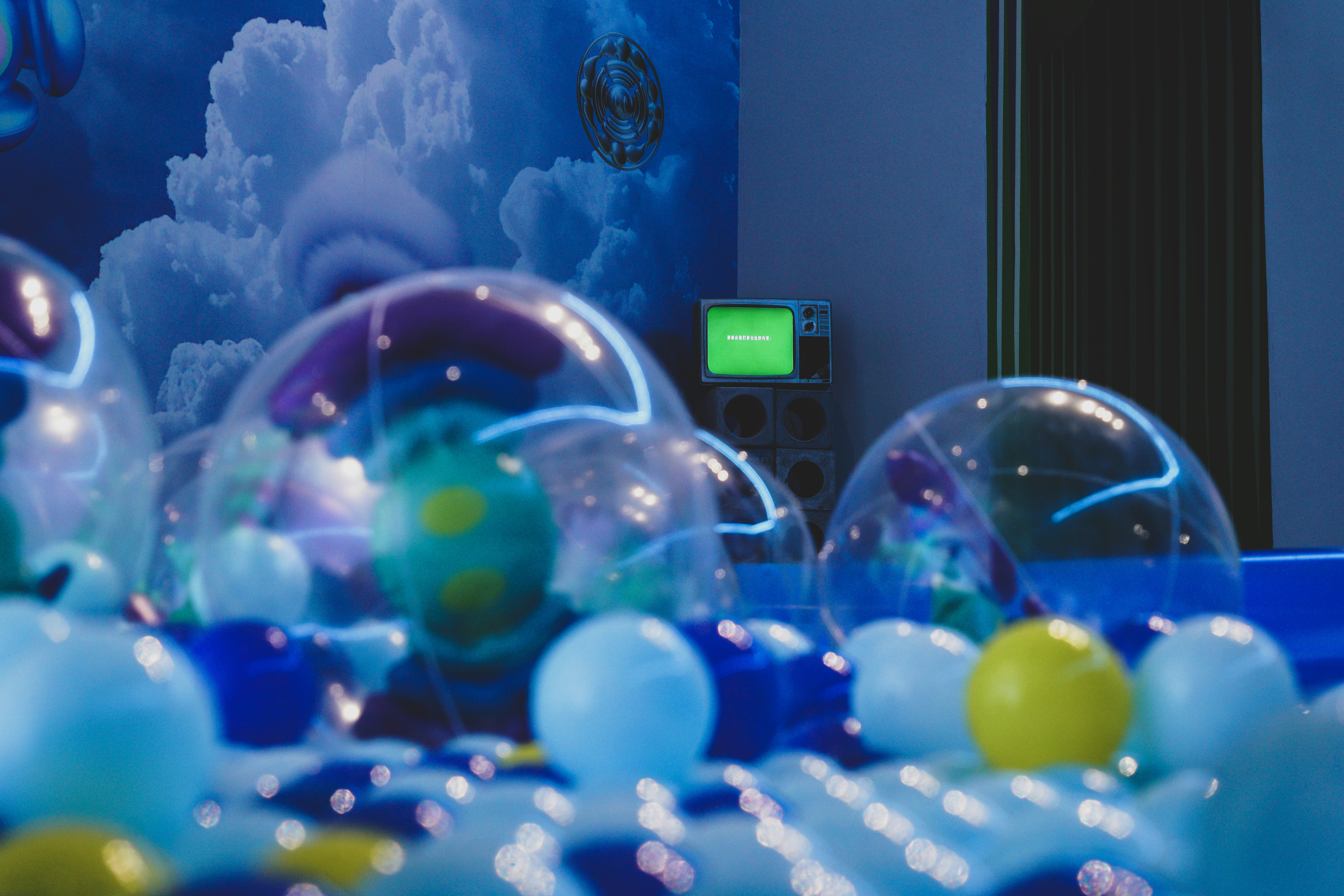 Green Screen Panel in a Bubble-Bath Play Zone